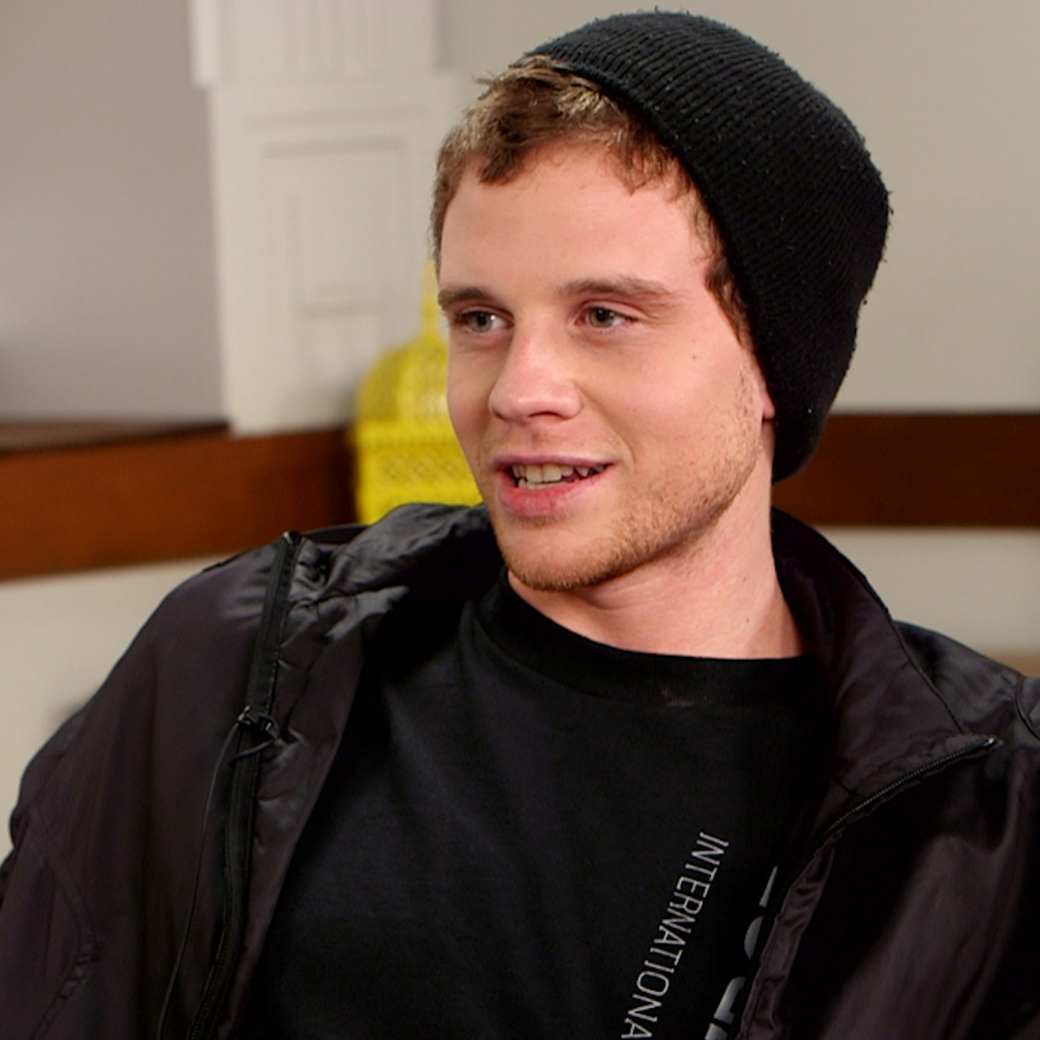 Insurgent Star Jonny Weston Interview | Video | POPSUGAR Celebrity
