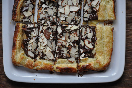 An Incredibly Easy Dessert: Puff Pastry with Chocolate and Almonds