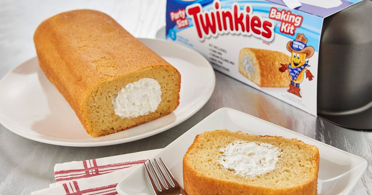 Hostess's Party-Size Twinkies Baking Kit Serves 20 People | POPSUGAR Food