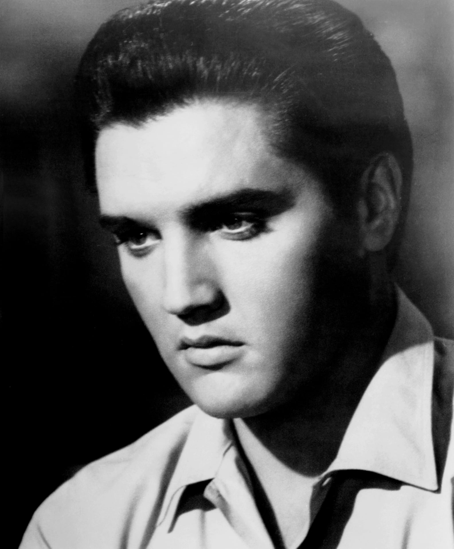 Elvis Presley's Best Beauty Looks | PS Beauty