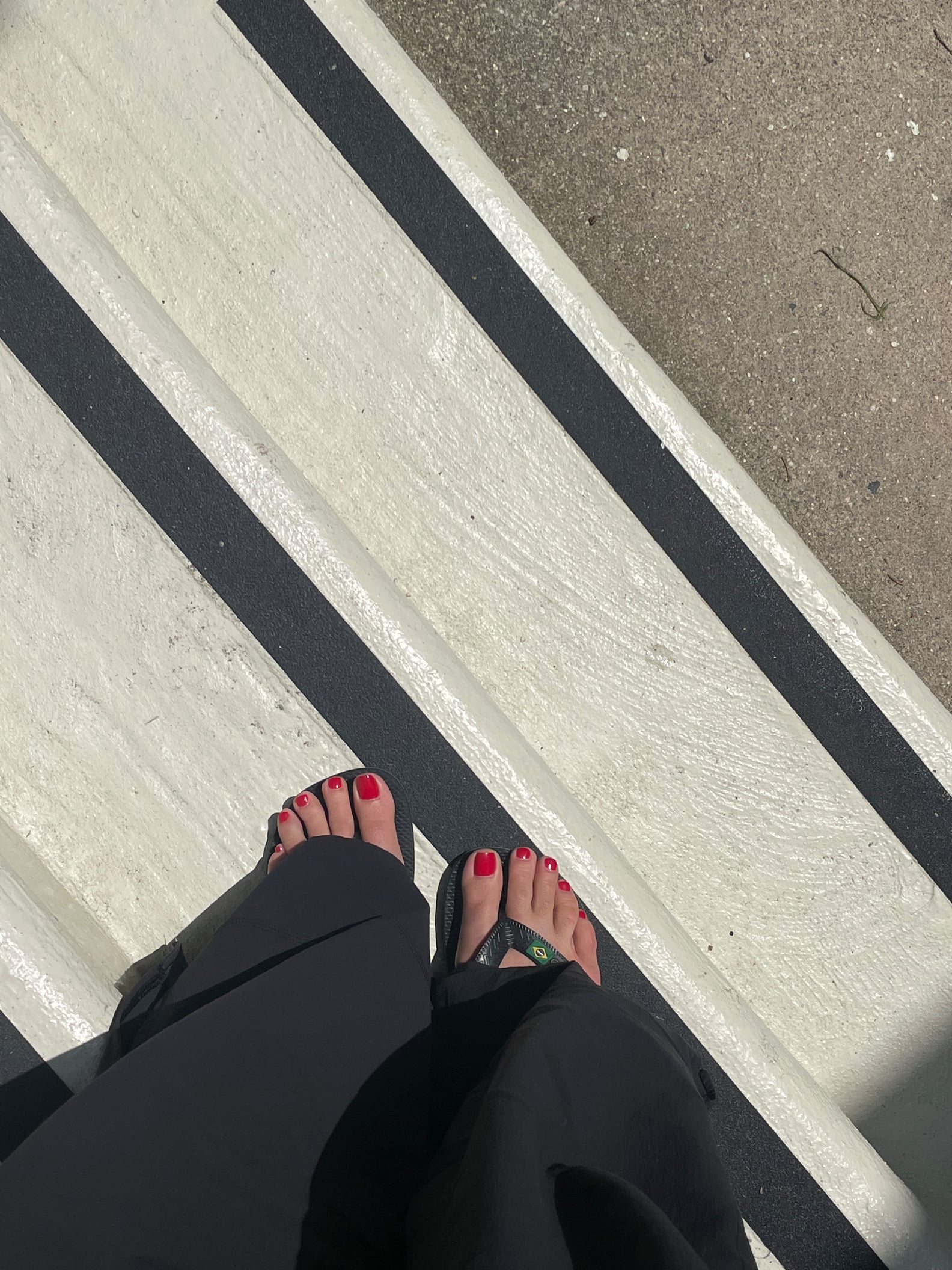 I Tried a Waterless Pedicure: See Photos | PS Beauty