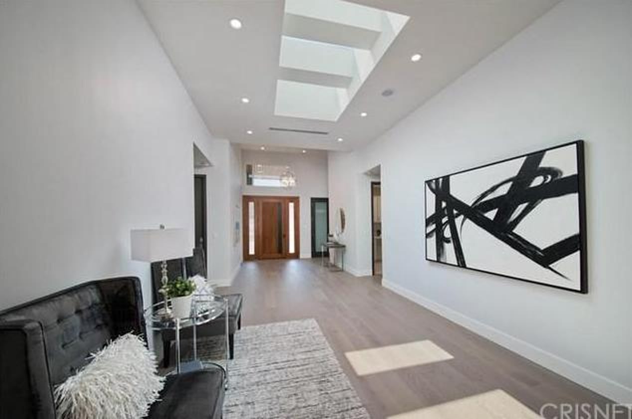 Ariel Winter Buys House in LA | PS Home