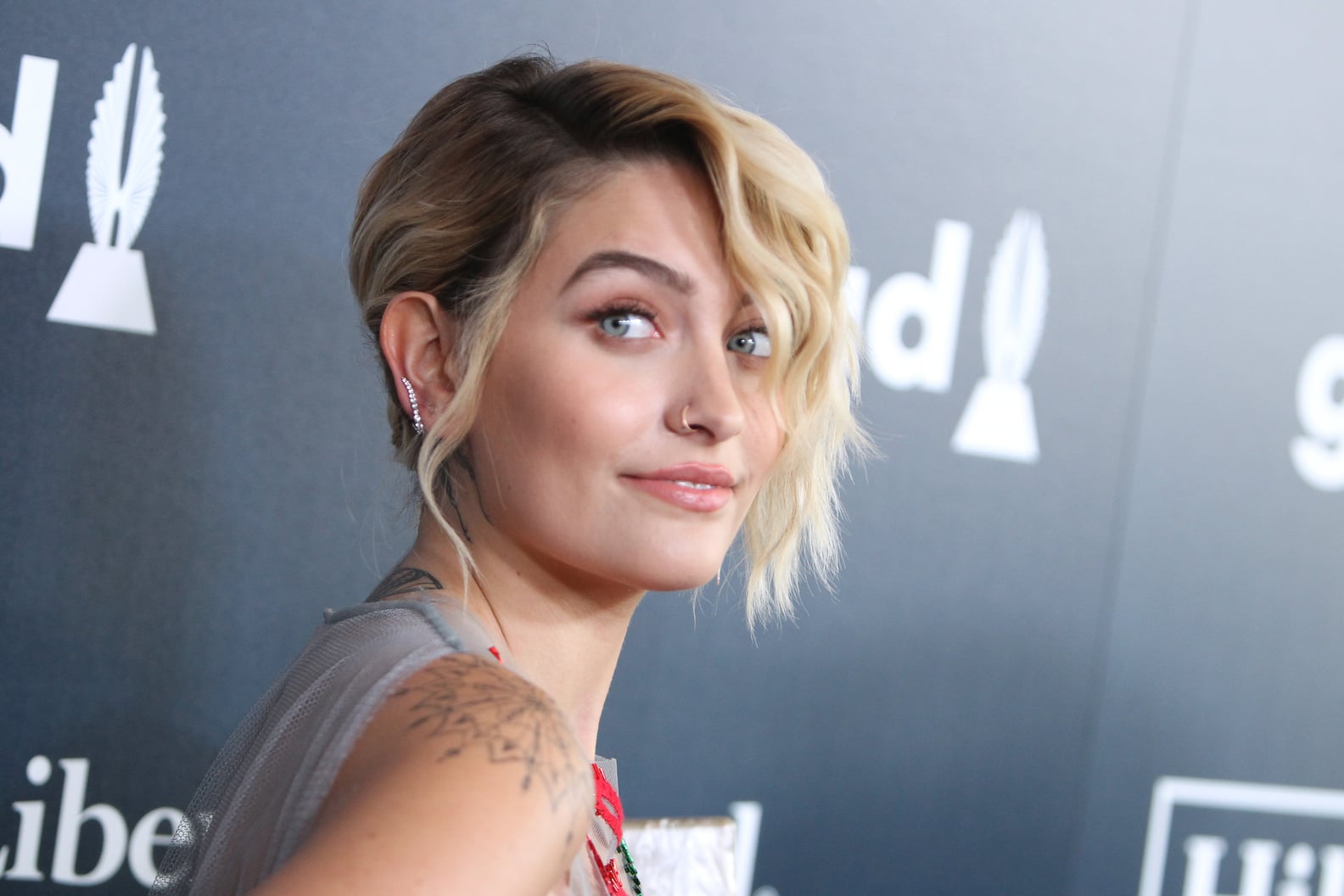 Paris Jackson Honors Michael With Tattoo June 2017 | PS Celebrity