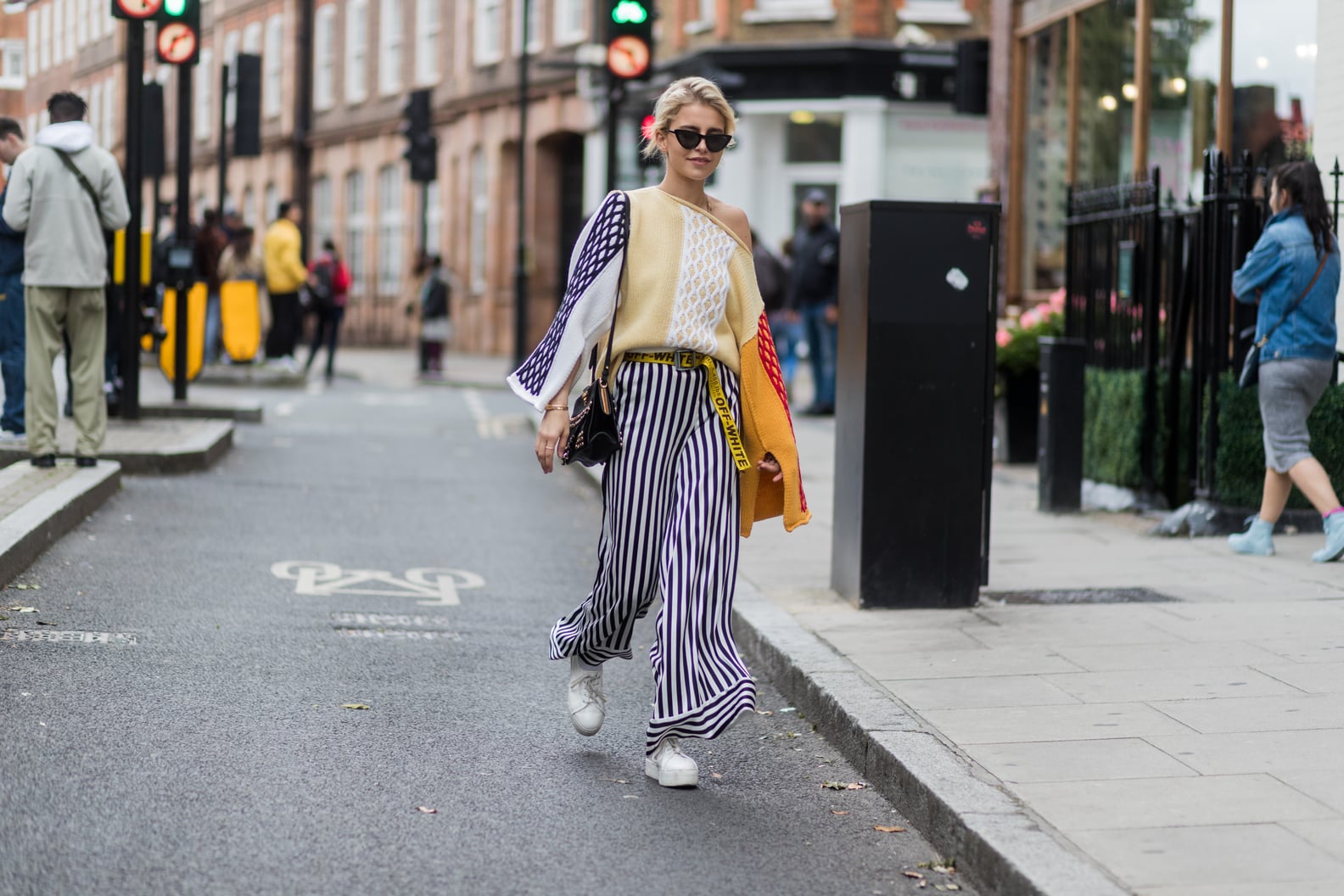 How to Actually Wear That Super-Trendy Off-White Belt | PS Fashion