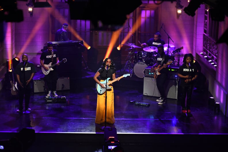 Watch H.E.R. Perform "Damage" and "Hold On" on SNL | Videos | PS ...