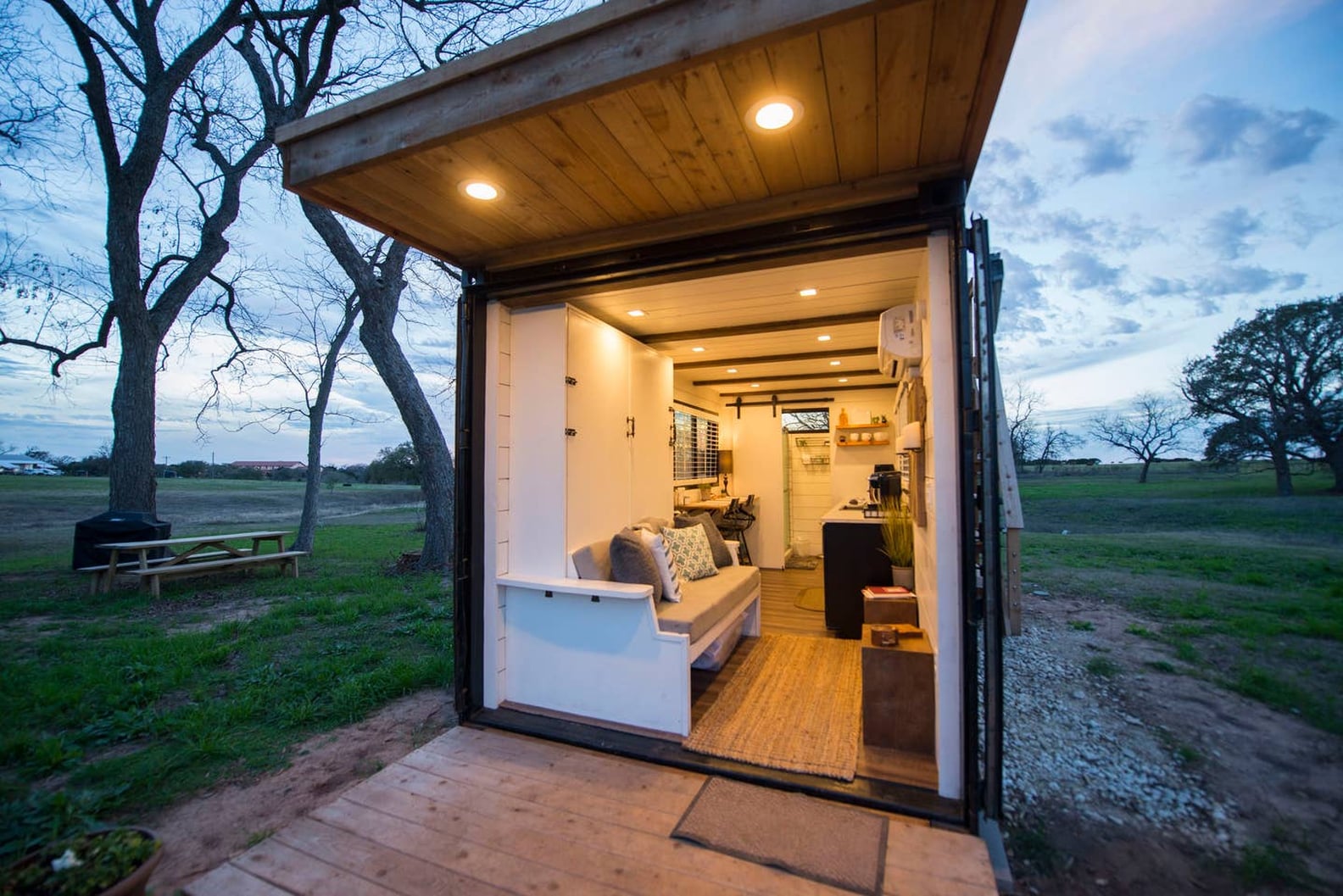 25 Tiny Home Vacations on Airbnb That Are Hugely Stunning | PS Smart Living