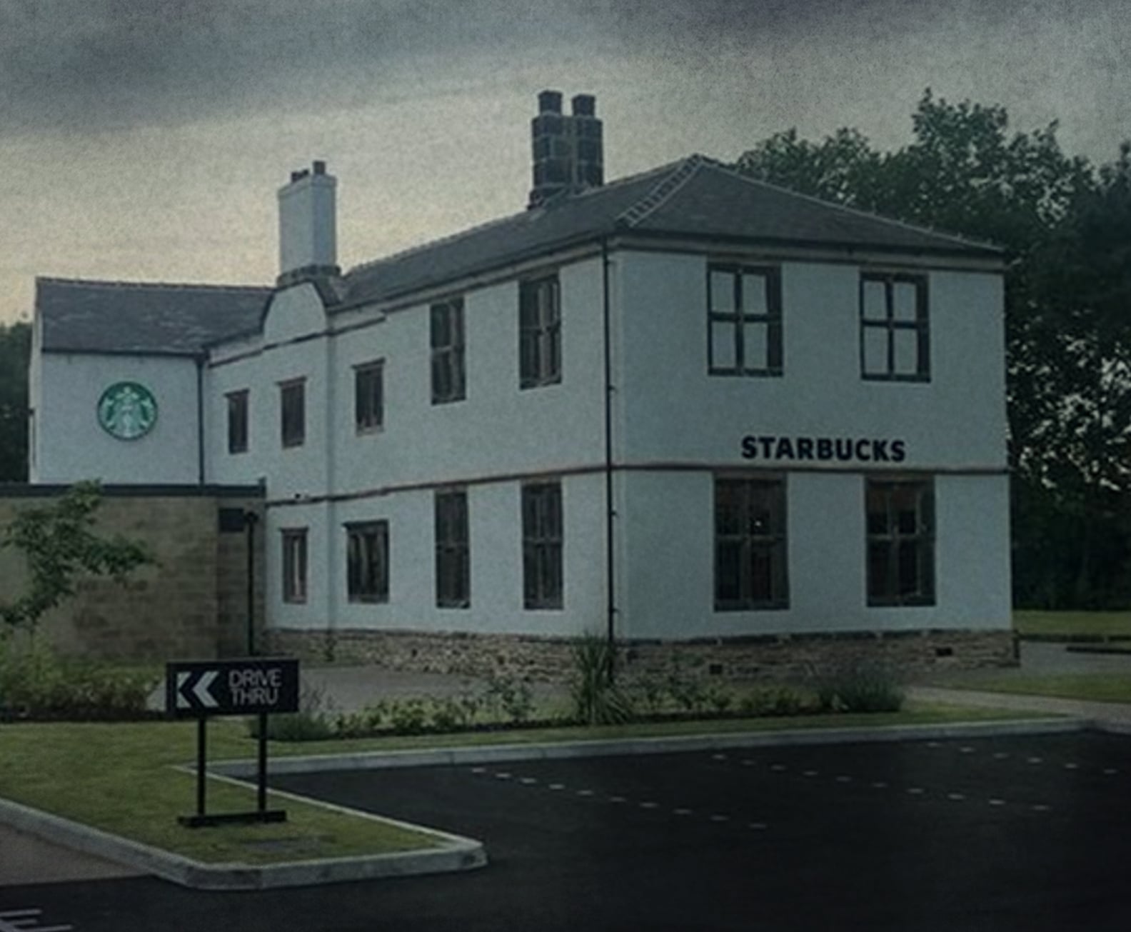 A Starbucks Is UK's Most Haunted Coffee Shop | PS UK Food
