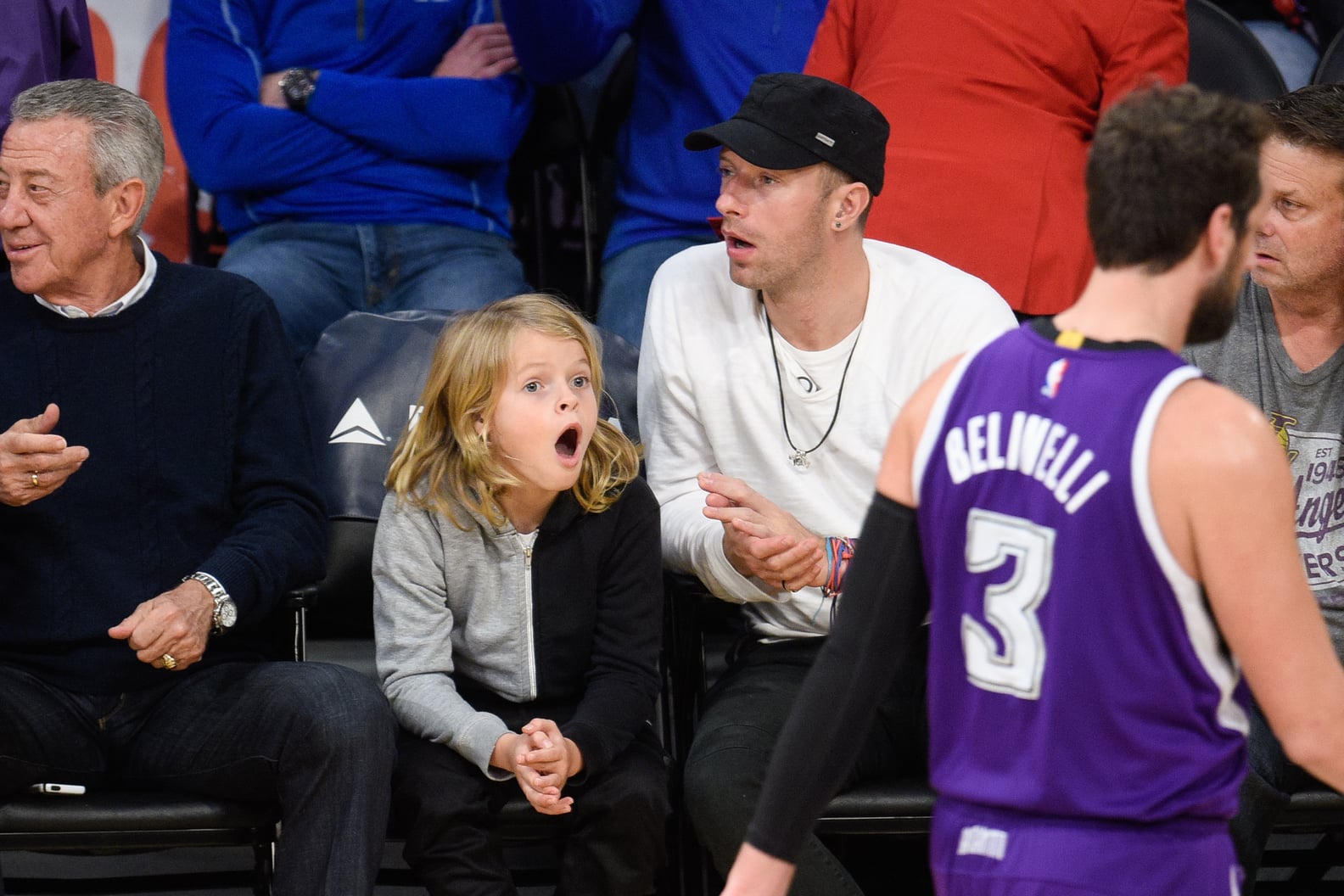 Chris Martin Son Moses at Lakers Game January 2016 | PS Celebrity