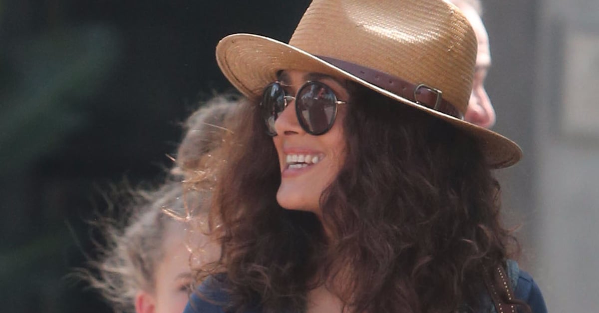Salma Hayek's Frizzy Curly Hair | POPSUGAR Latina