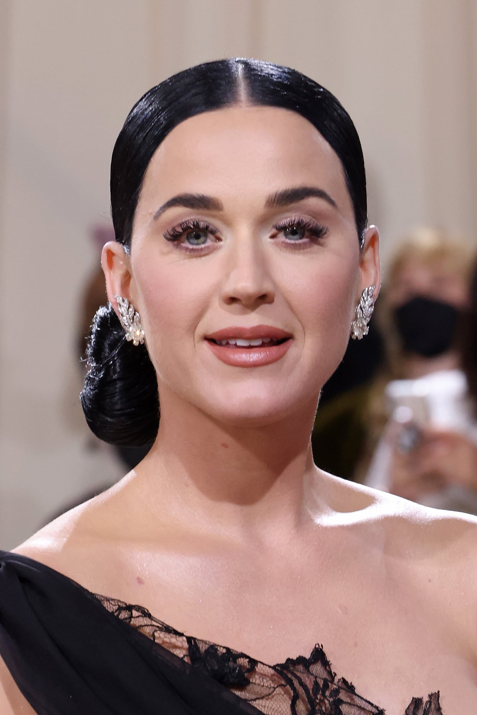 Katy Perry's Micro-French Manicure Is Trending | PS Beauty