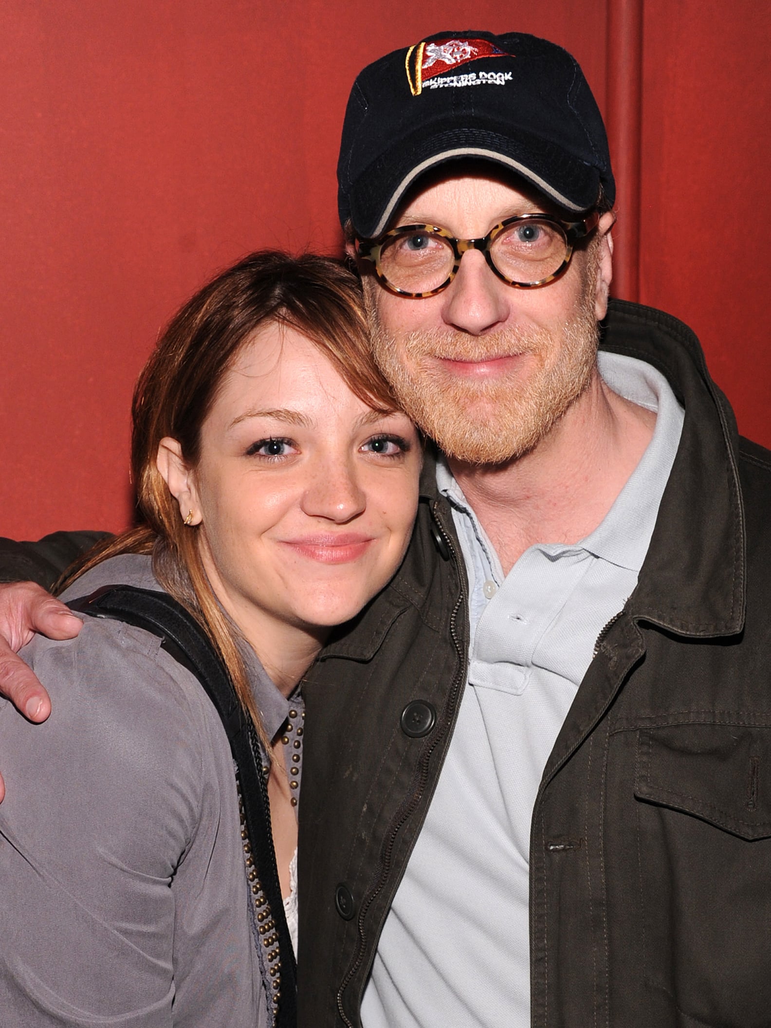 Abby Elliott's Parents | PS Celebrity