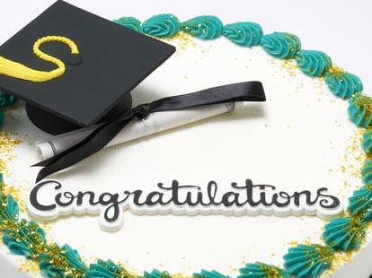 Sam's Club Is Selling Small, Personalized Graduation Cakes | POPSUGAR ...