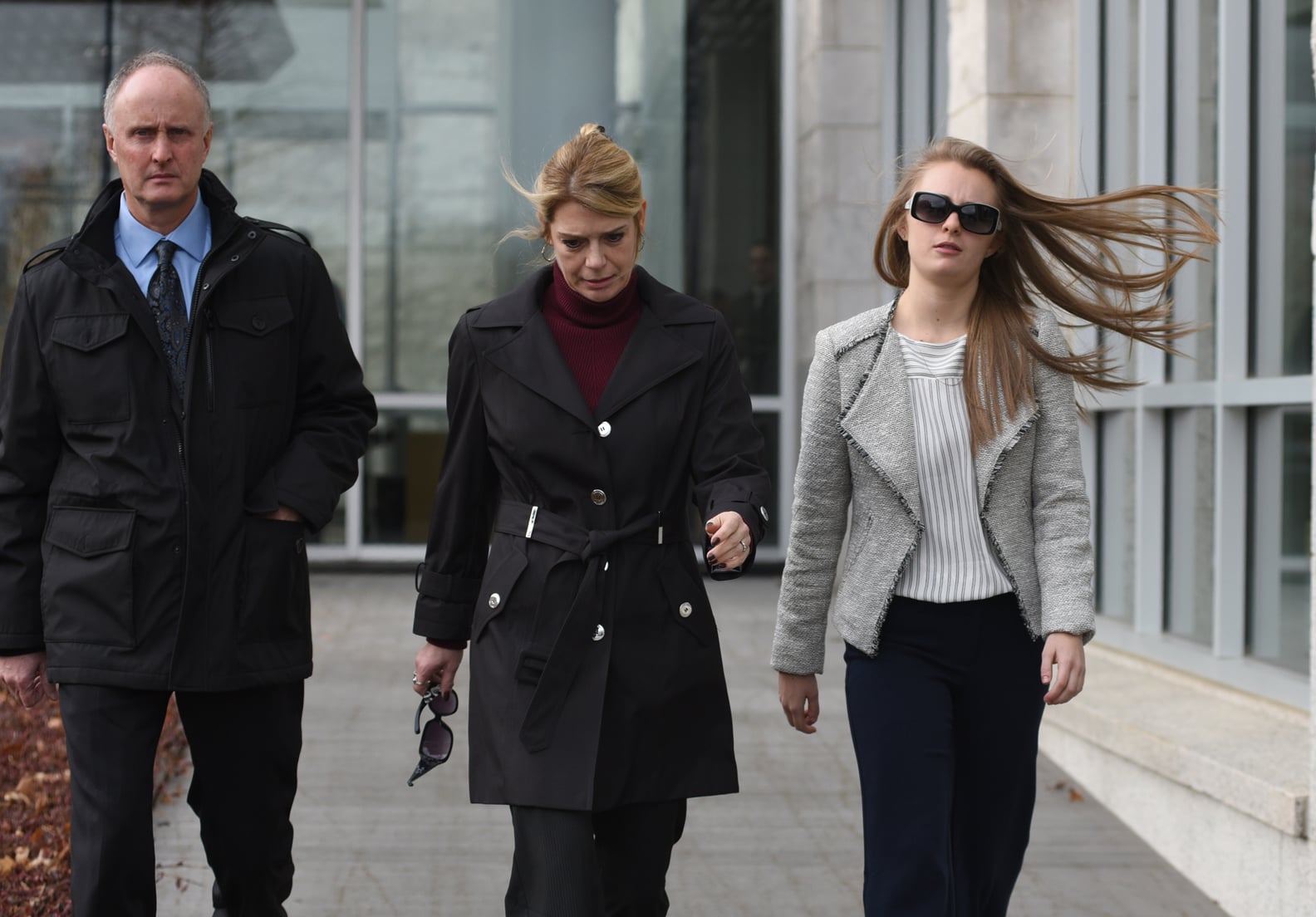 Elle Fanning as Michelle Carter in The Girl From Plainville | PS ...