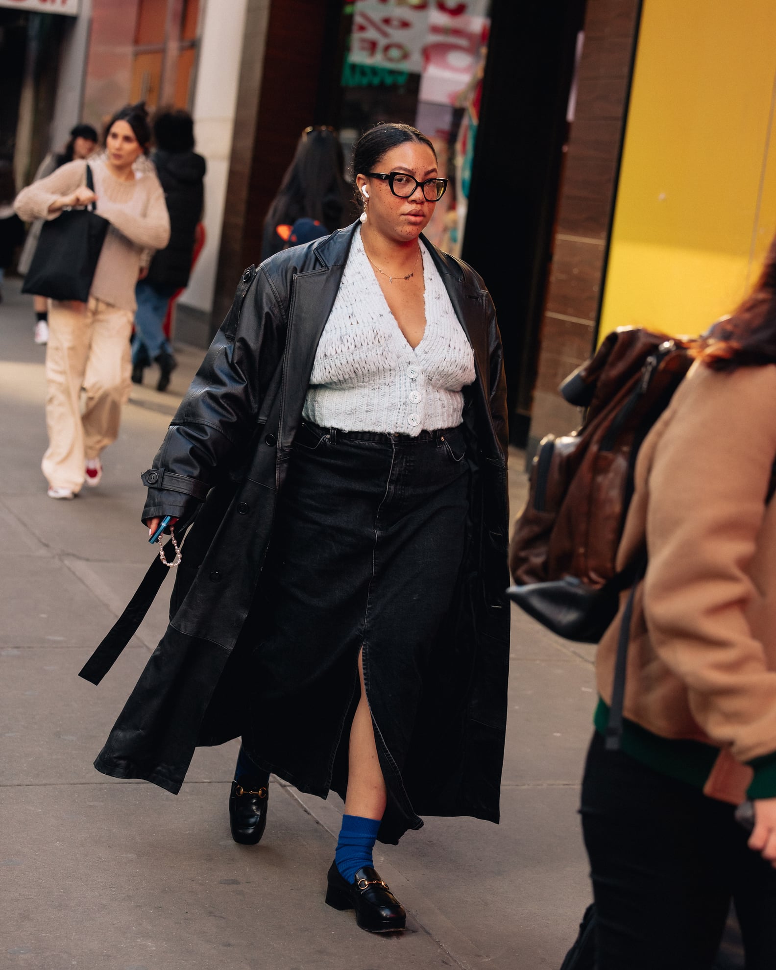 26 Professional Winter Work Outfits For the Office | PS Fashion