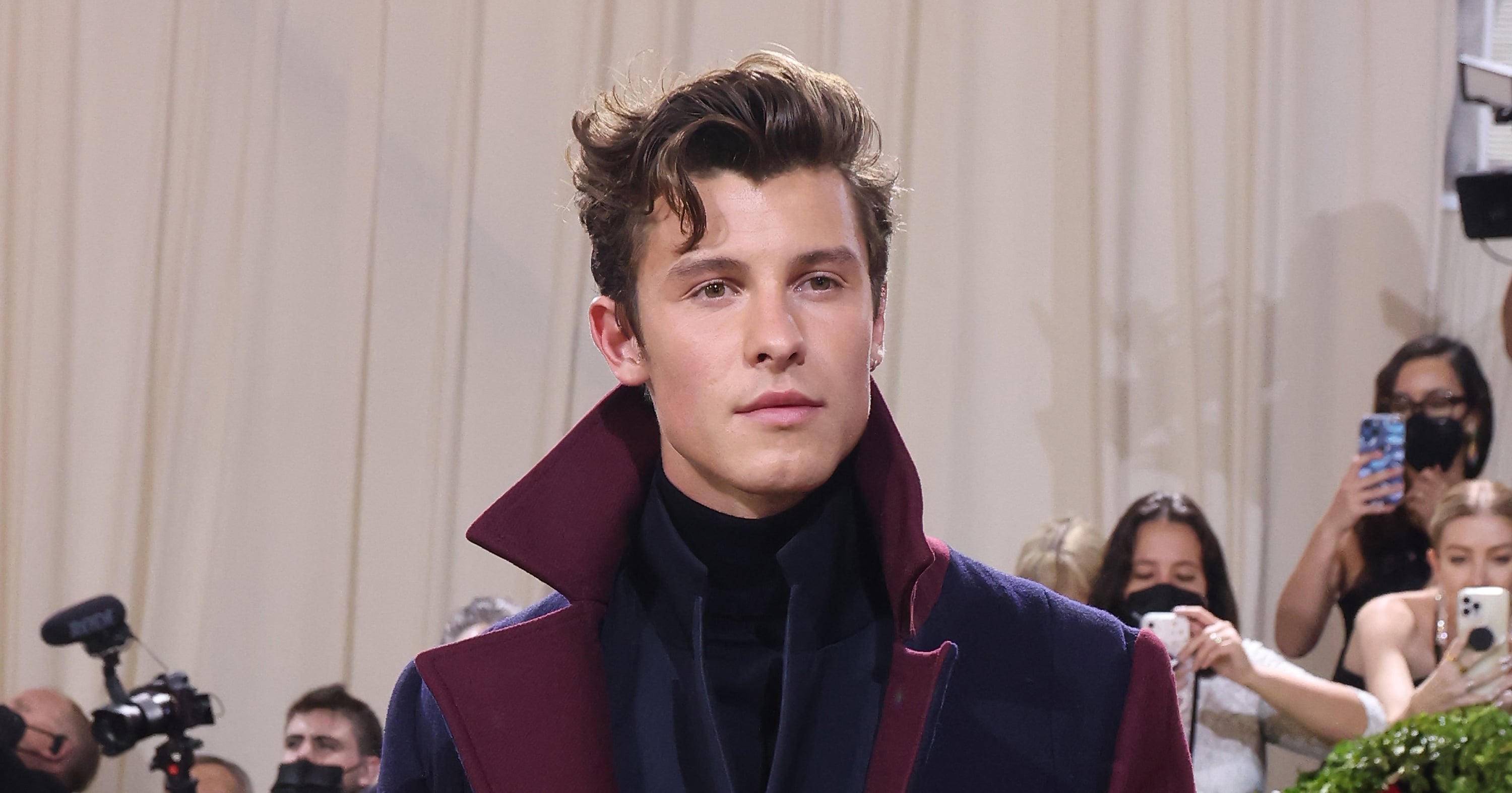 Shawn Mendes's New Haircut Is a Buzz Cut | POPSUGAR Beauty