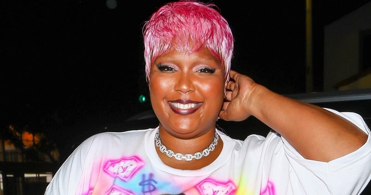 Lizzo Is Living Her Best Summer Life in a Pink Pixie Cut Wig | PS Beauty