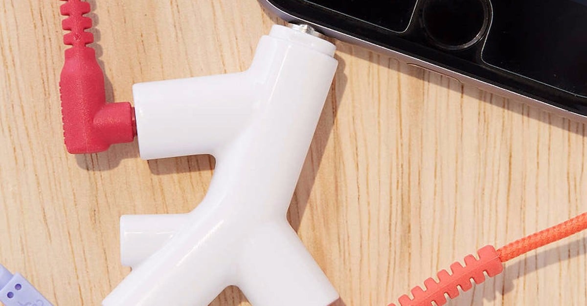 White Elephant Tech Gifts Under $25 | PS Tech