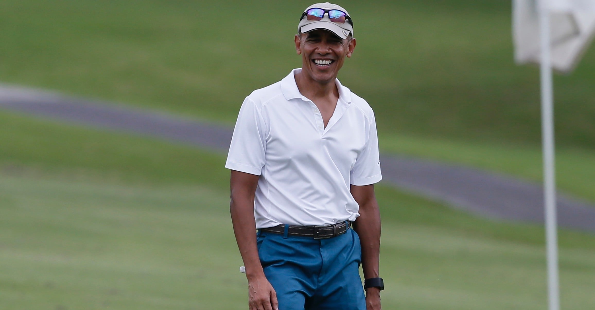 Barack Obama Golfing in Hawaii March 2017 | PS Celebrity