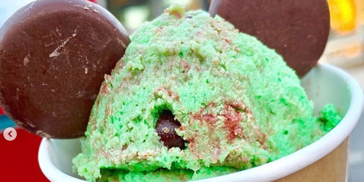 Disney World Has Peppermint Cookie Dough For the Holidays | PS Food