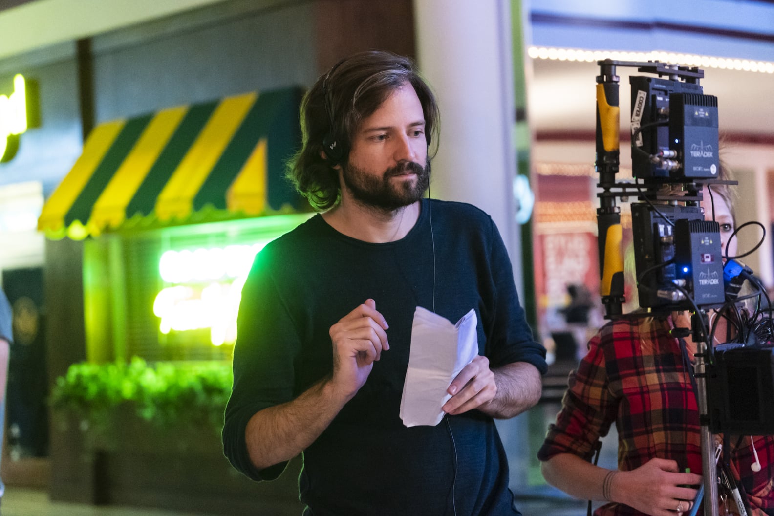 Stranger Things Season 3 Behind the Scenes Photos | PS Entertainment