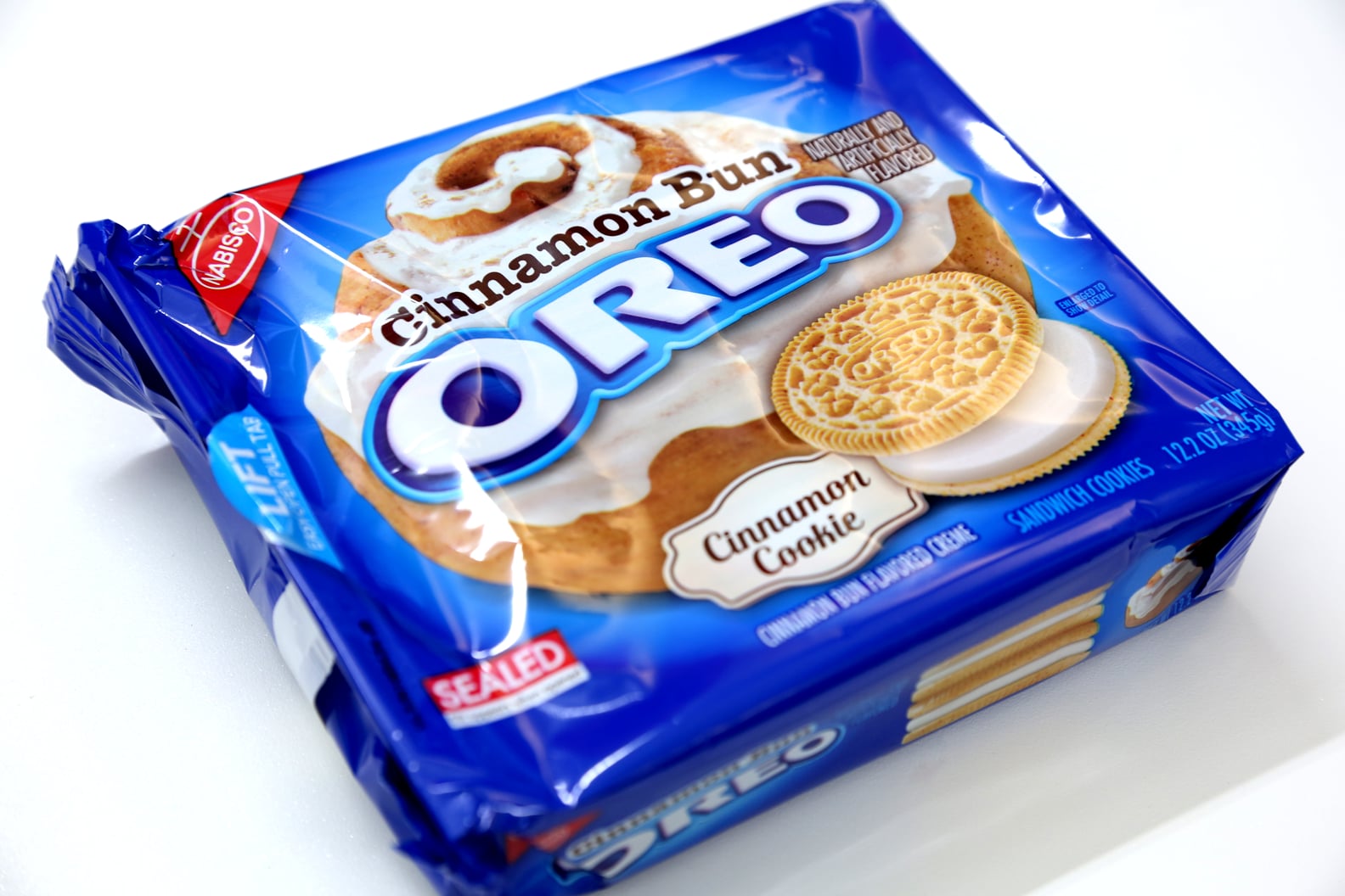 Cinnamon Bun Oreo Review | PS Food