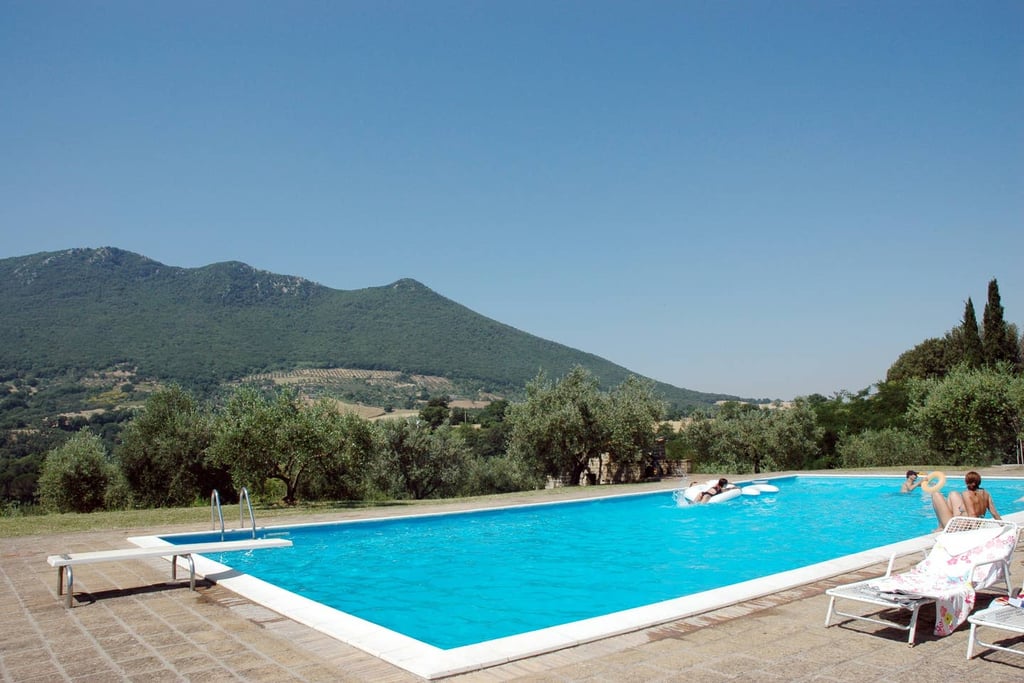 Rent Marianne’s Italian Villa in Normal People on Airbnb | POPSUGAR ...