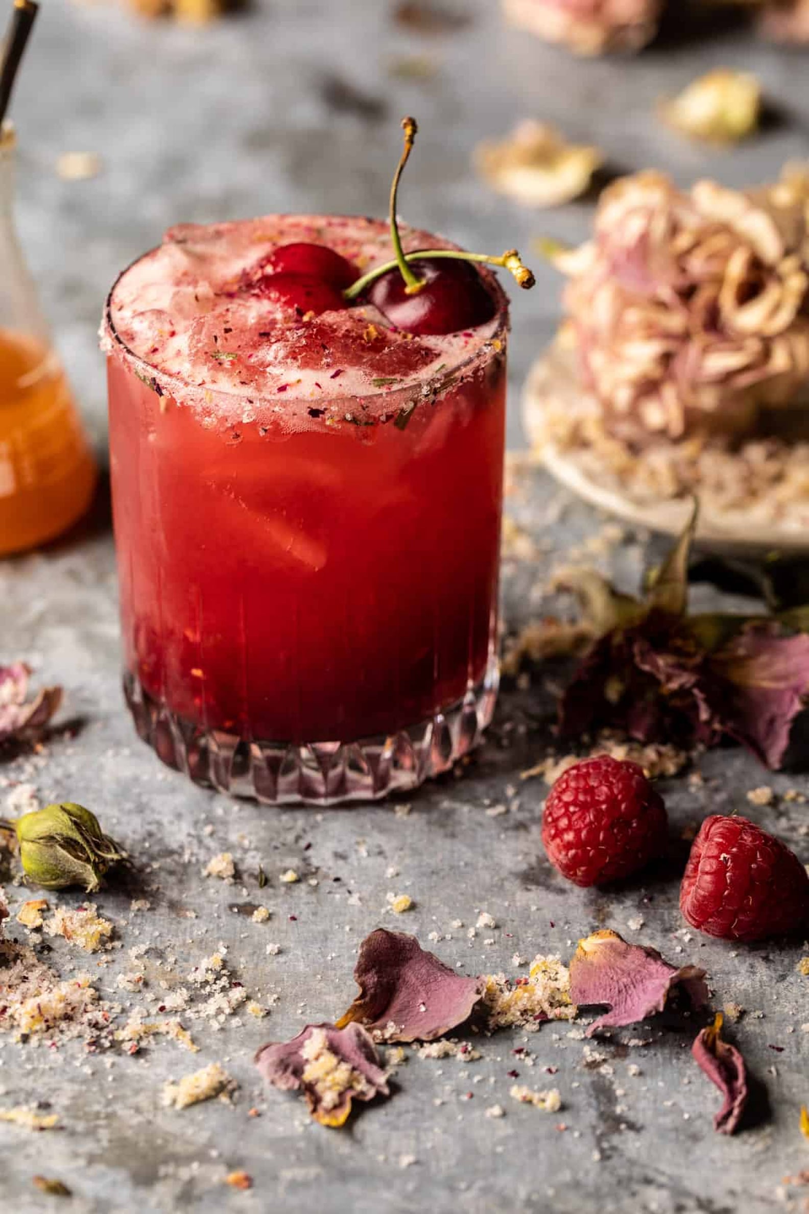 20 Easy Halloween-Themed Cocktail Recipes | PS Food