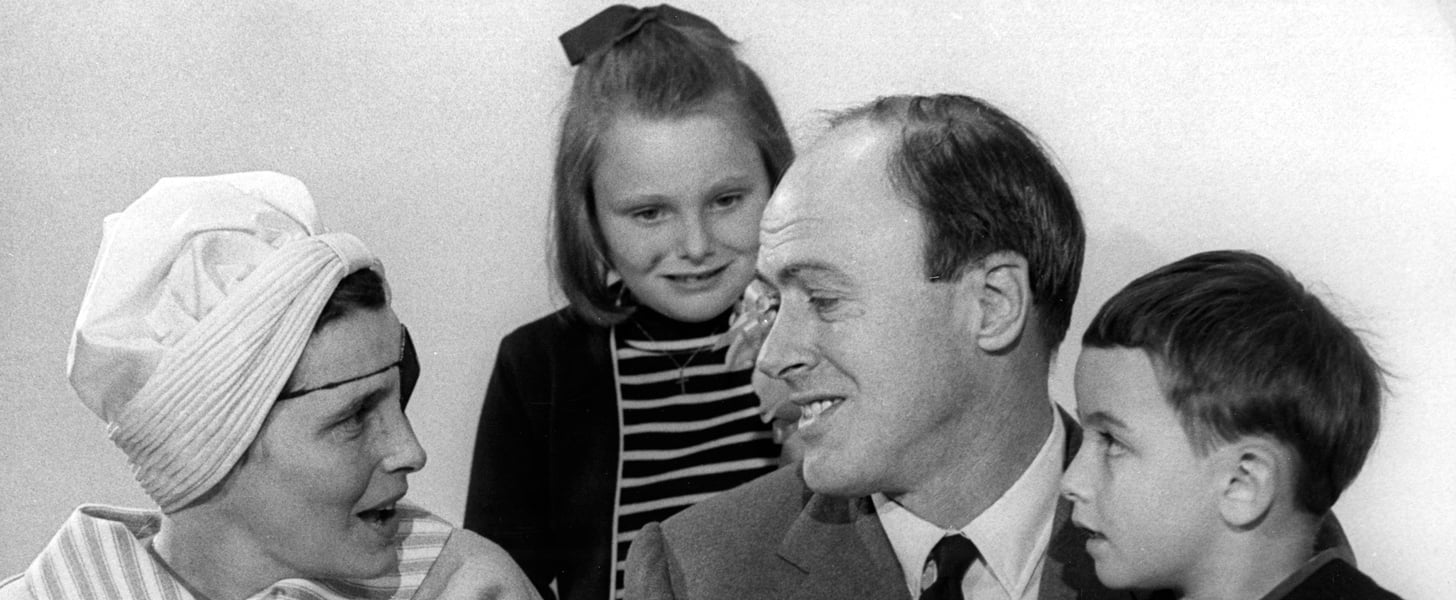 Roald Dahl Facts | PS Smart Living