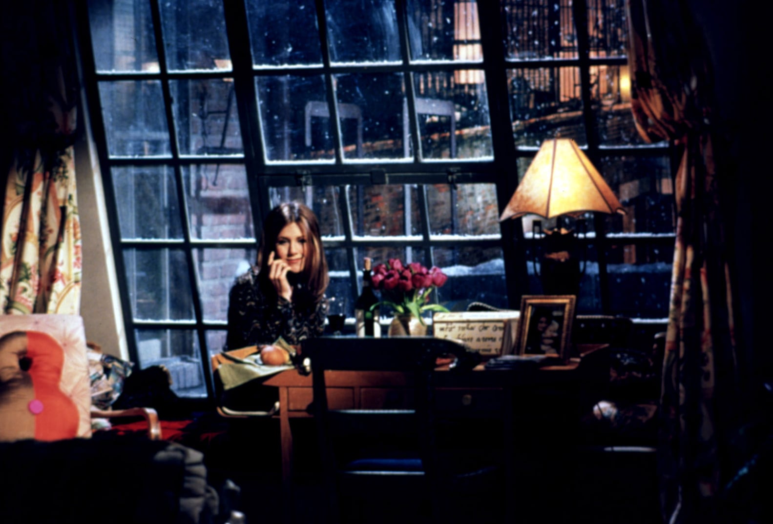 26 Decor Details in Monica's Apartment From Friends | PS Home