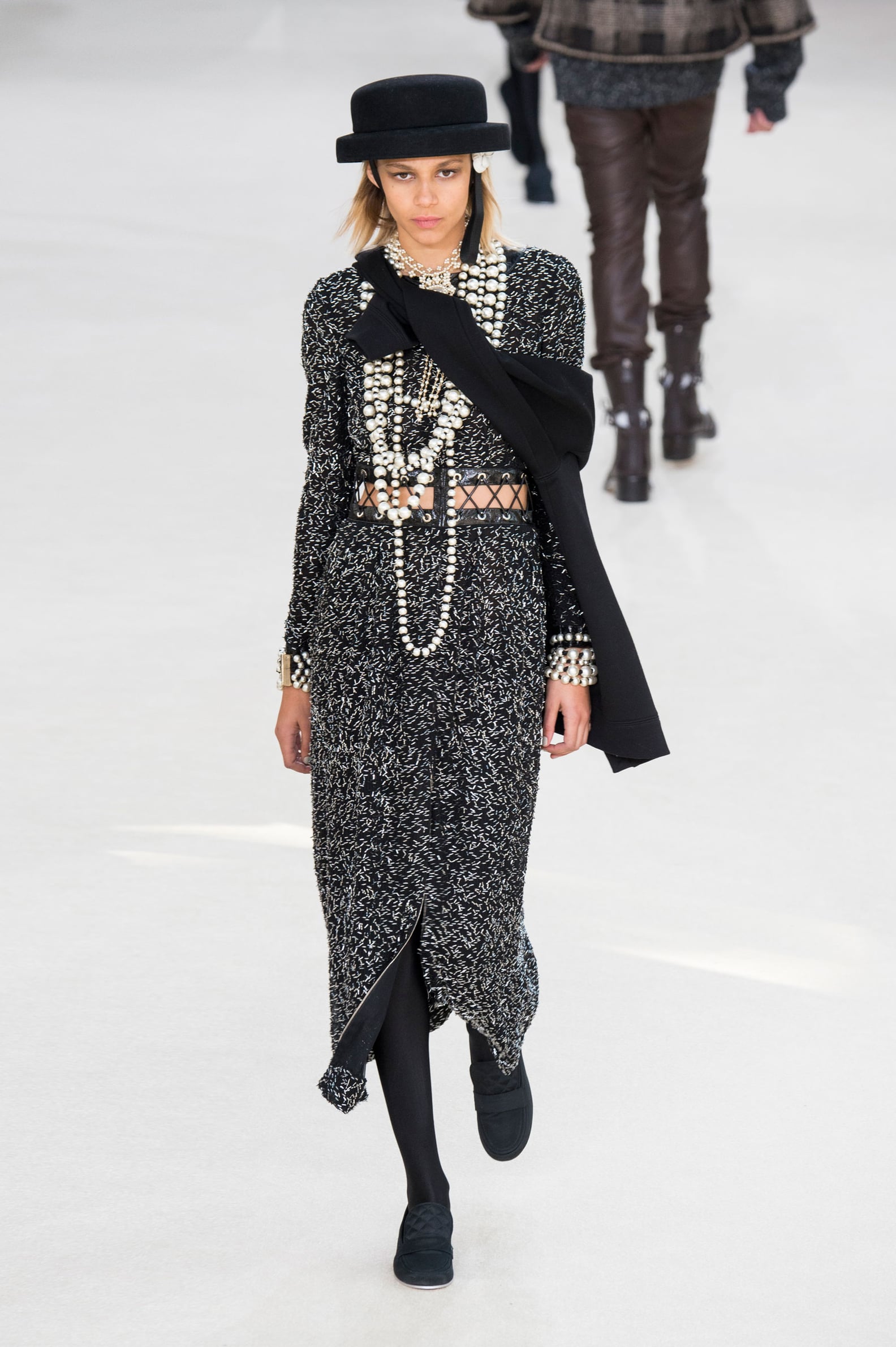 Chanel Fall 2016 Collection | PS Fashion