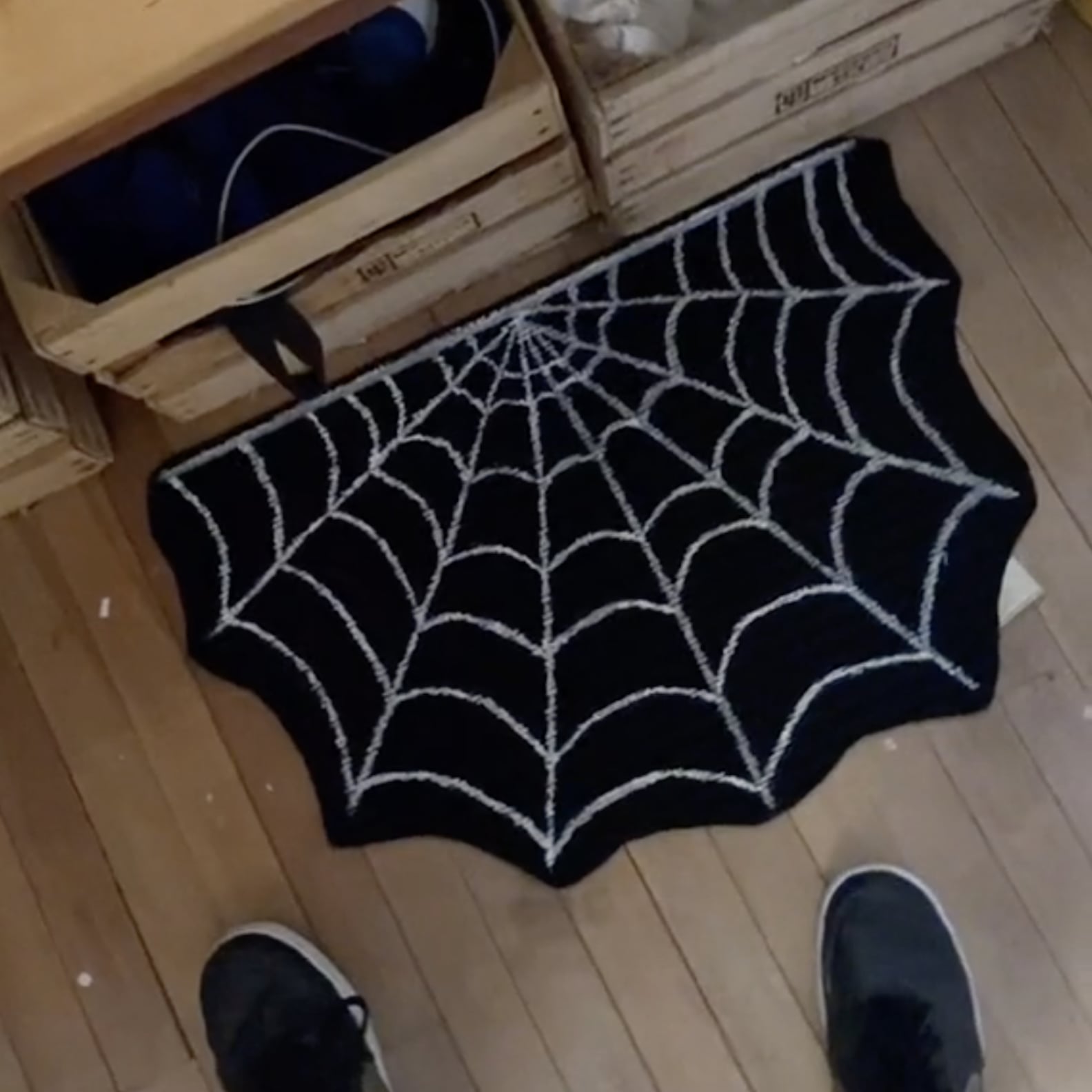 How to Make the DIY Dollar Tree Spider Web Rug From TikTok | PS Home