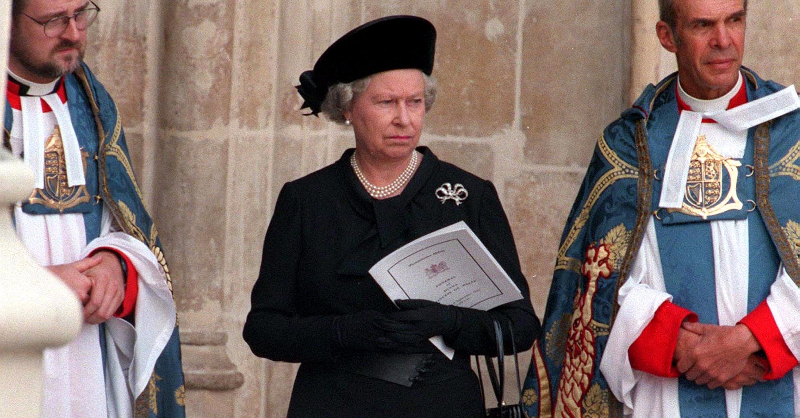 Queen Elizabeth II at Princess Diana's Funeral | PS Celebrity