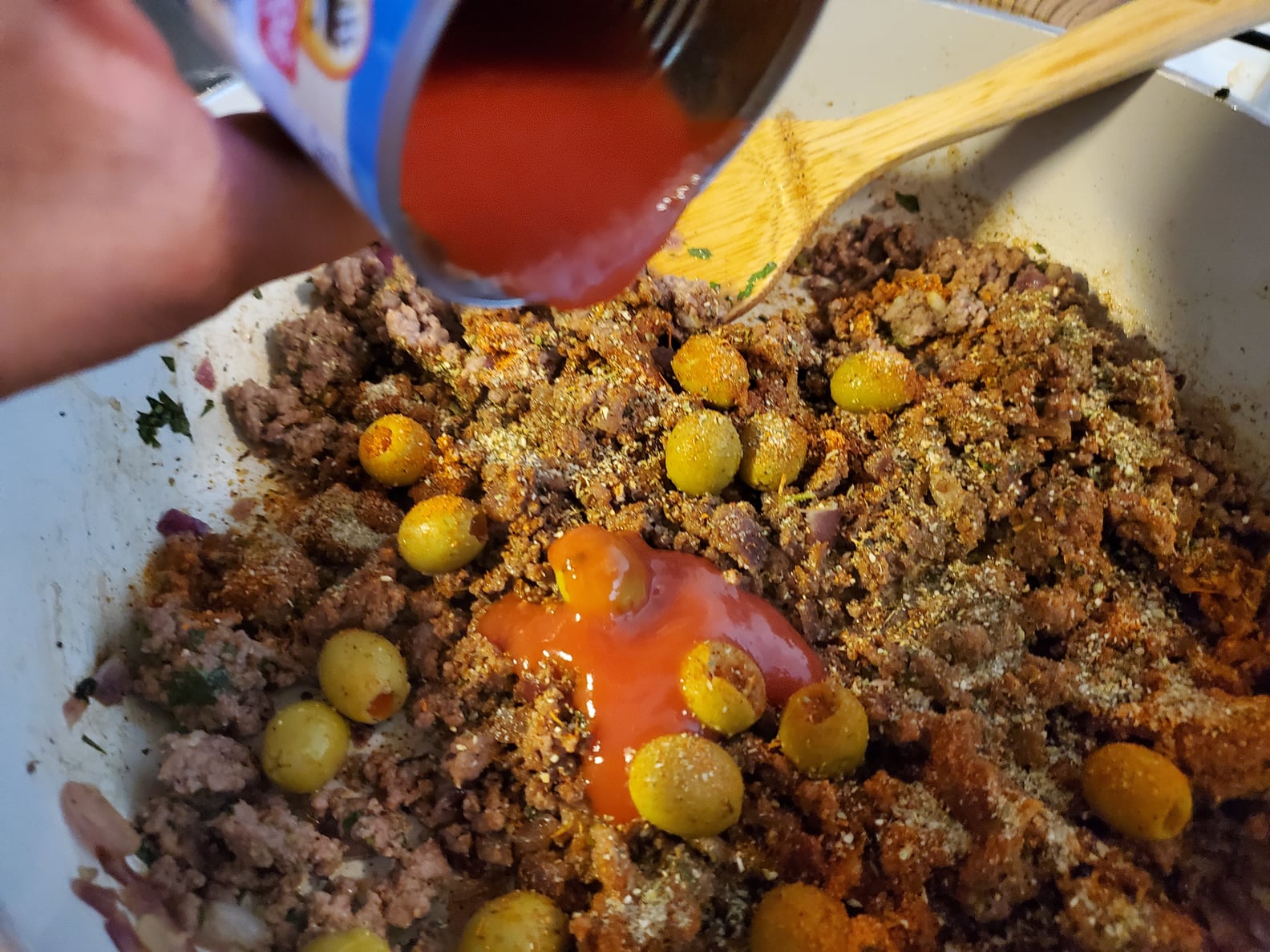 How to Make Puerto Rican Empanadas in an Air Fryer | PS Latina