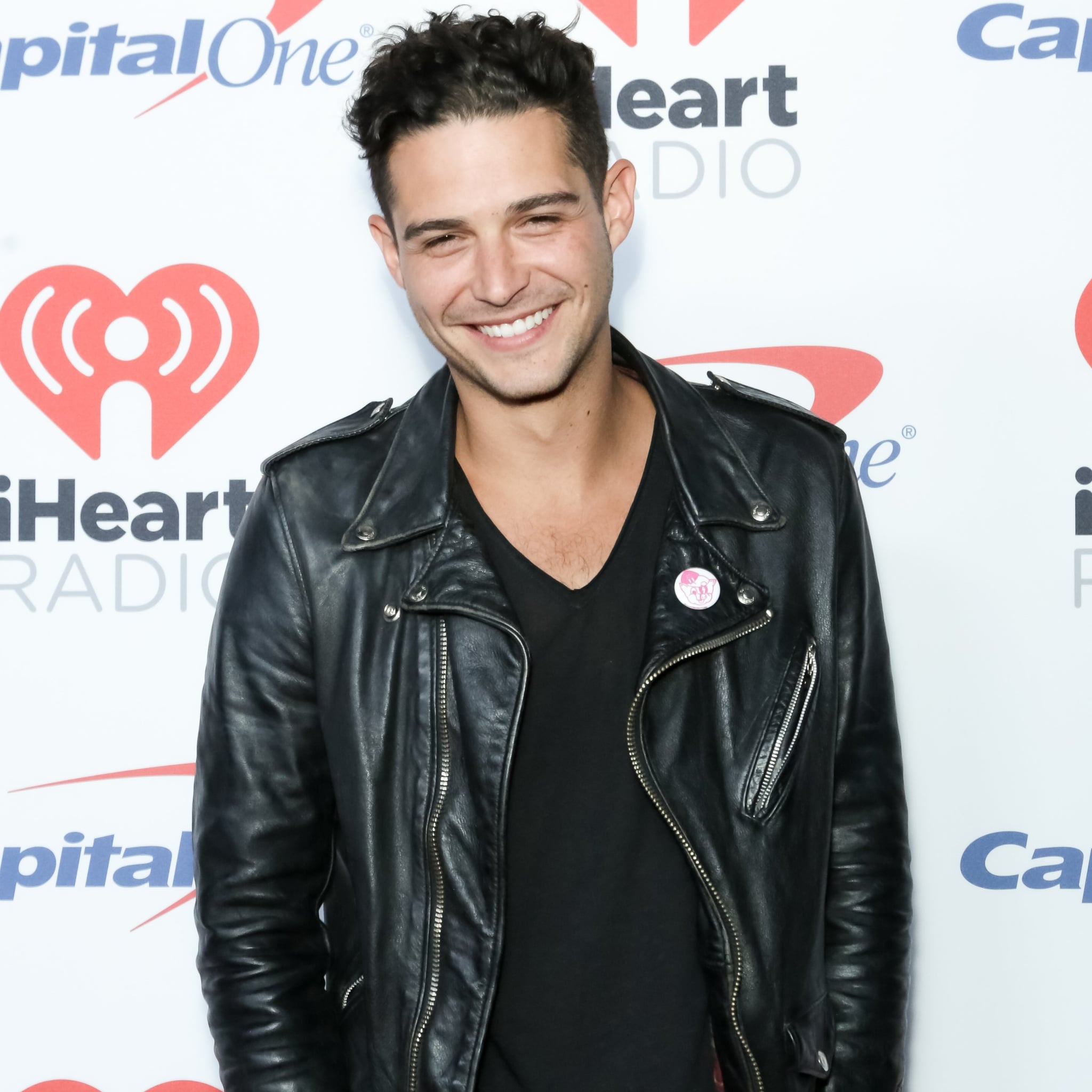 Wells Adams Interview About Kissing | POPSUGAR Entertainment