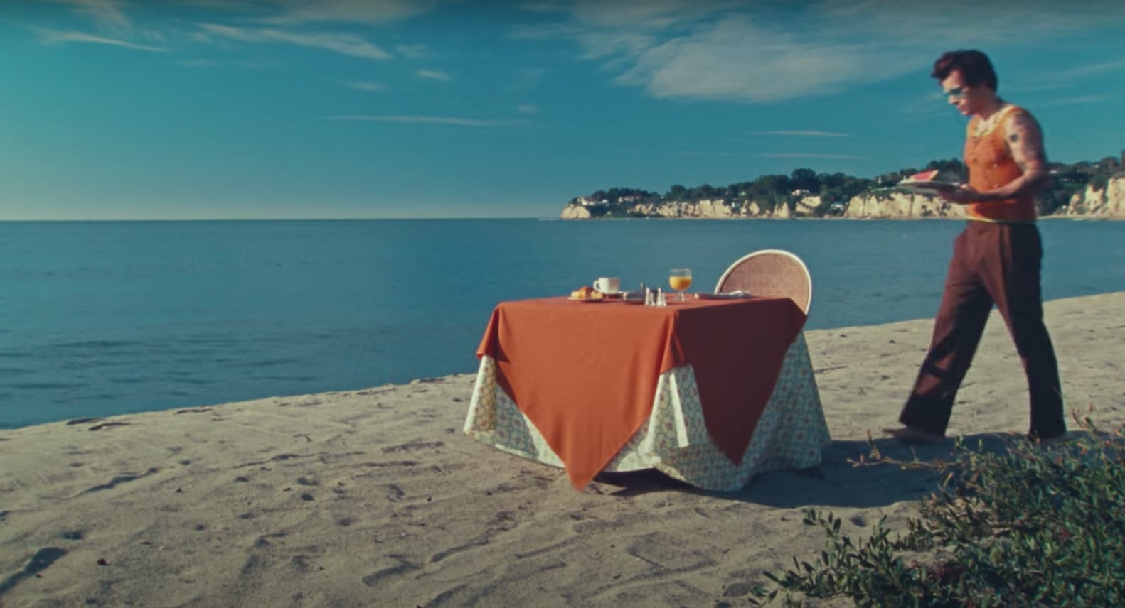 See Harry Styles's Outfits in the "Watermelon Sugar" Video | POPSUGAR ...