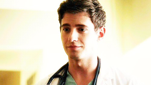 Who Is Doctor Elliott Rollins on Pretty Little Liars? | PS Entertainment