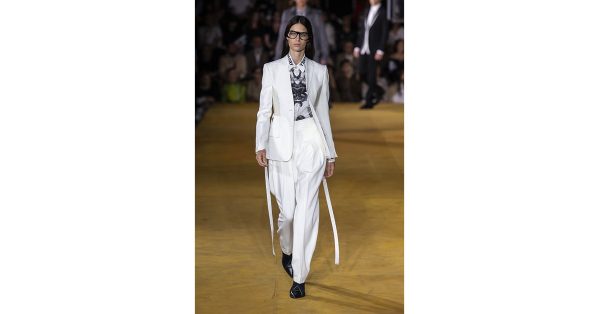 Burberry Spring 2020 Runway Review and Pictures | POPSUGAR Fashion UK ...