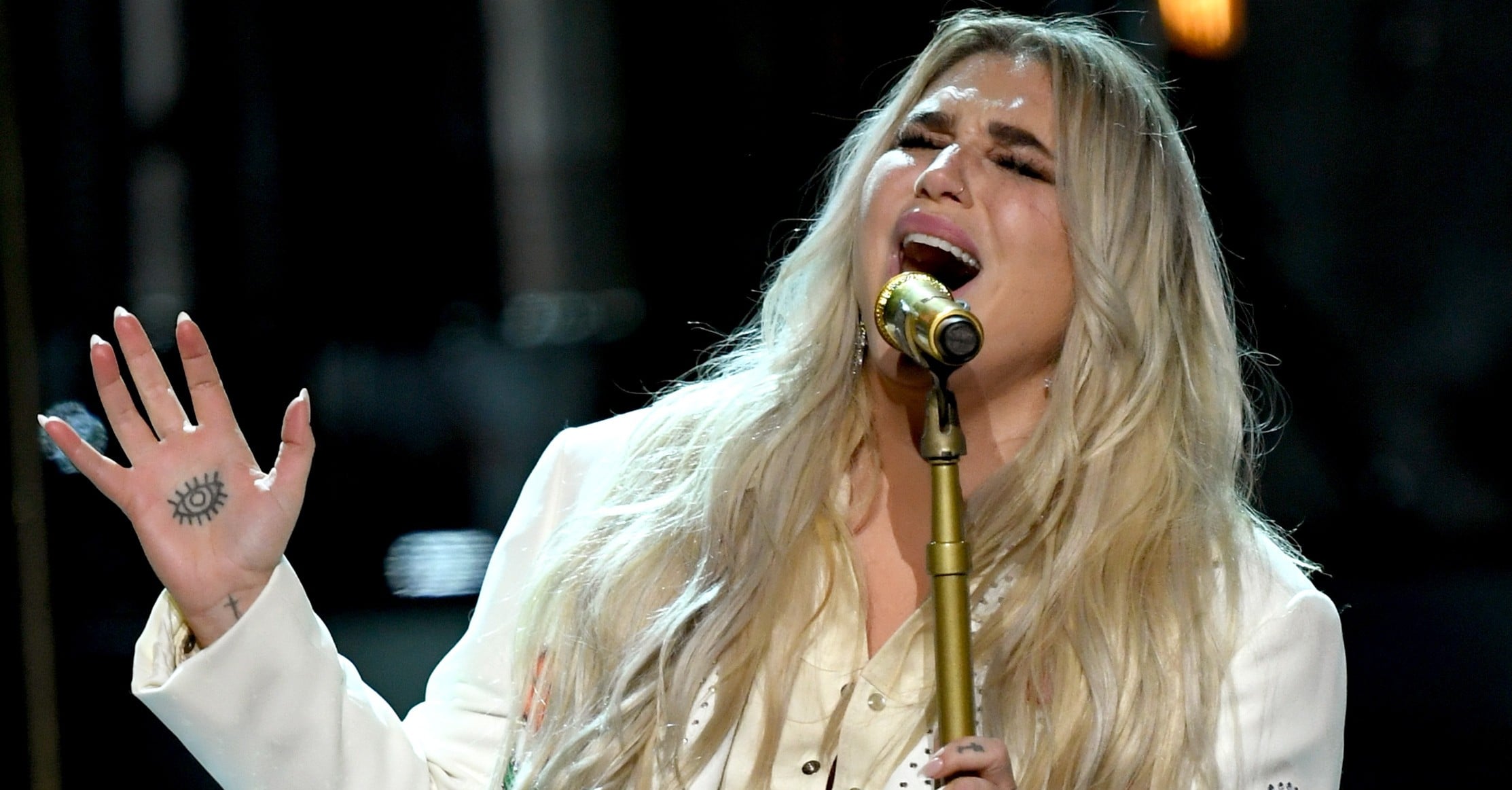 Kesha's Performance at the Grammy Awards 2018 | POPSUGAR Entertainment
