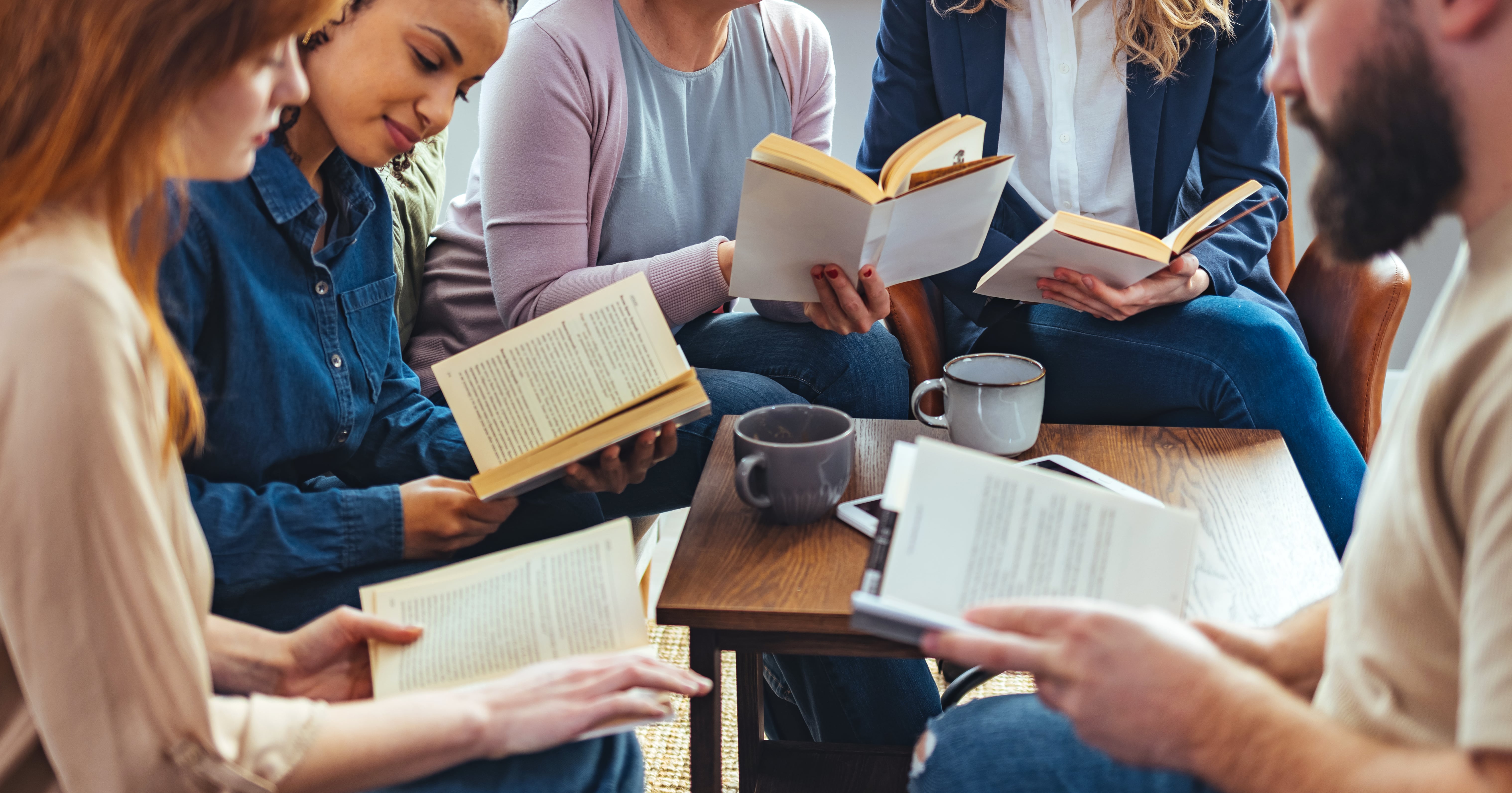 What Is Silent Book Club? All About the Introvert-Led Trend | PS Books
