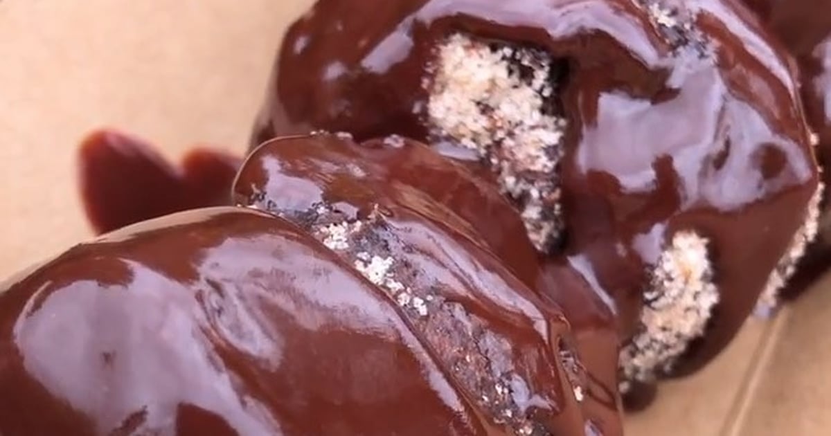 Disney World Animal Kingdom Chocolate Donut Holes | PS Food