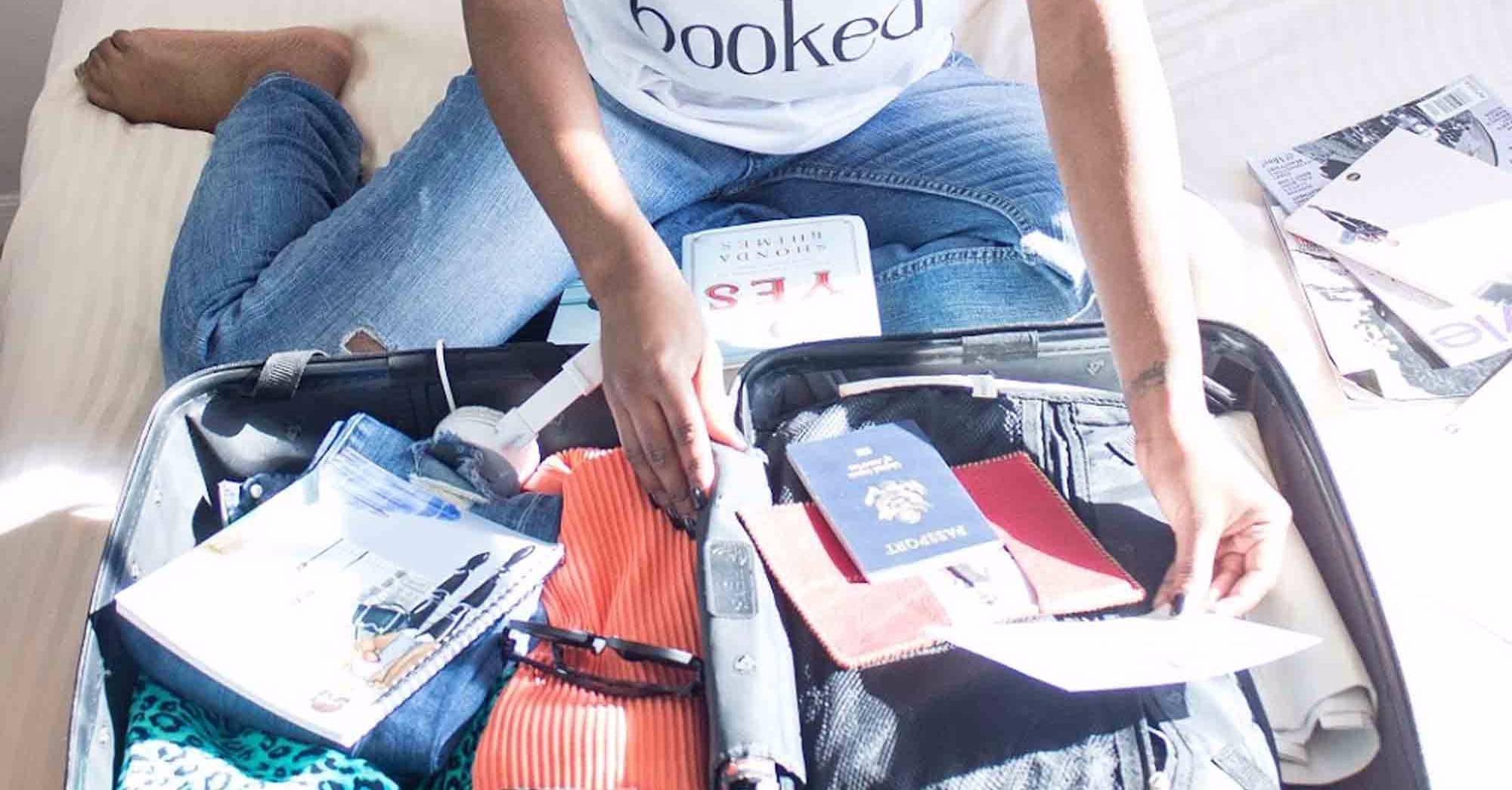 Ways to Give Back When Traveling | PS Smart Living