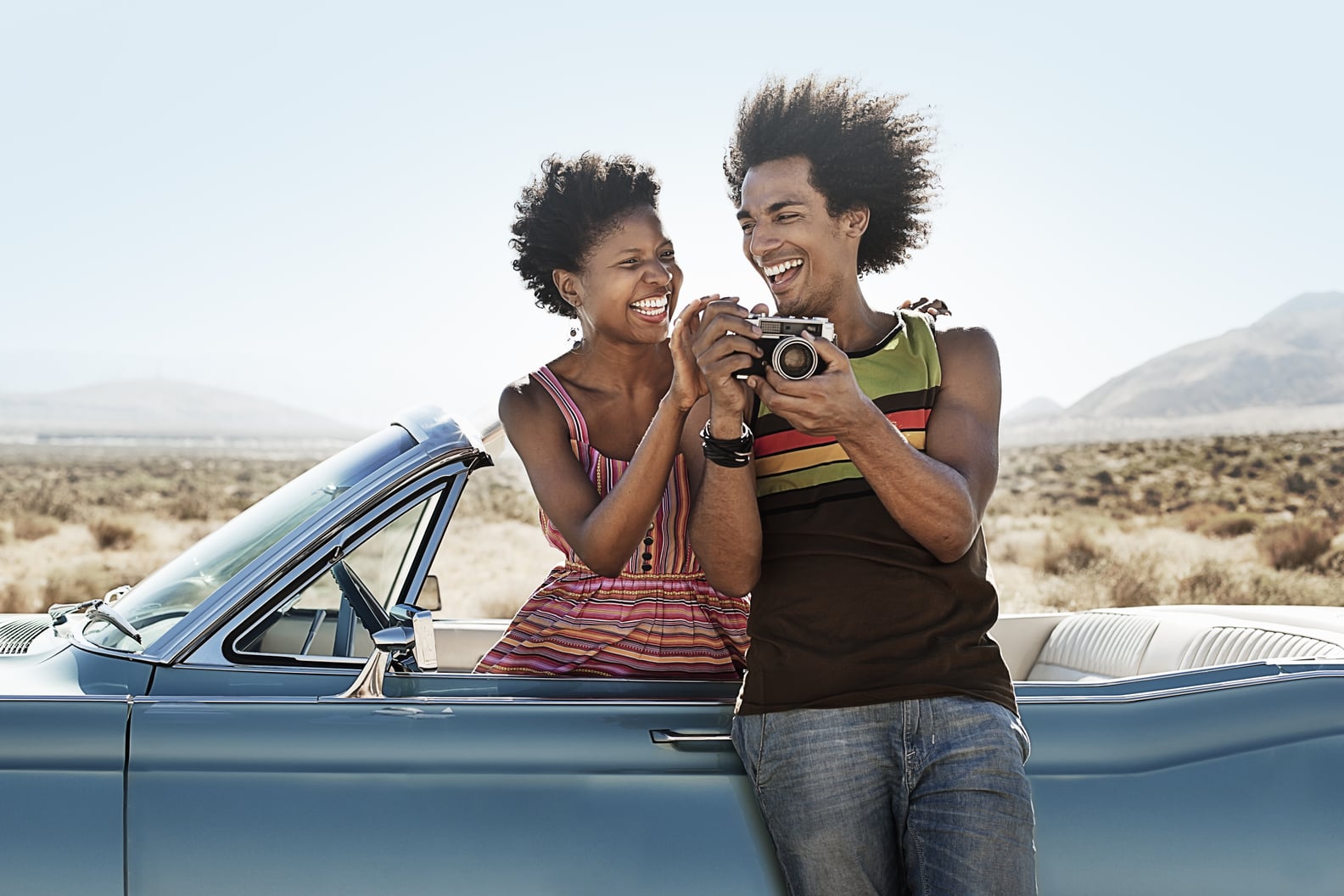 Fun and Romantic Car Date Ideas For Valentine's Day | PS Love