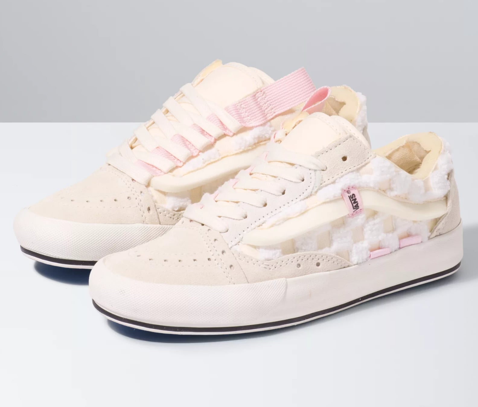 Vans Fuzzy Chenille Sneakers 2020 | PS Fashion