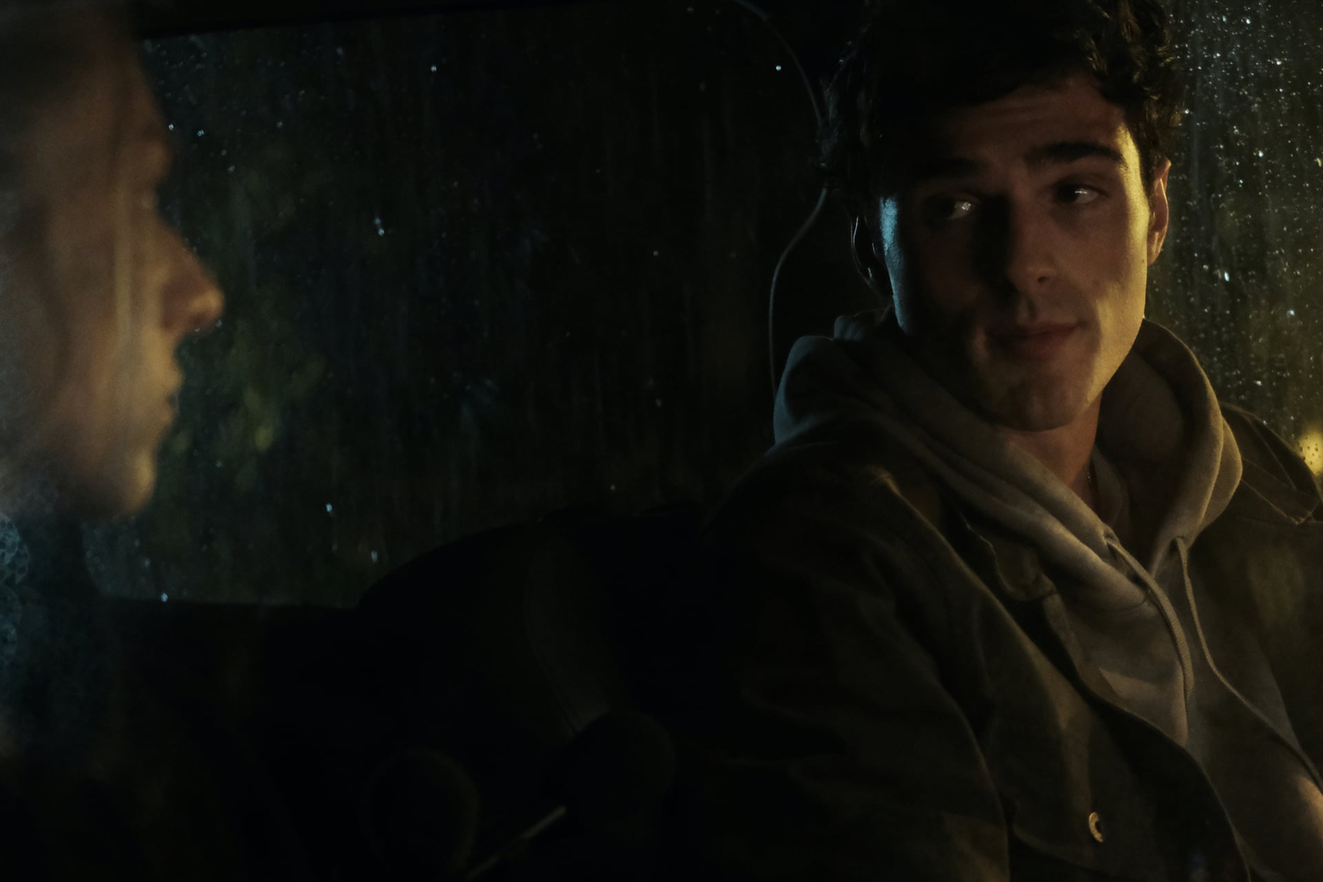 Euphoria: Why Did Nate Give Jules Cal's Tape? | POPSUGAR Entertainment