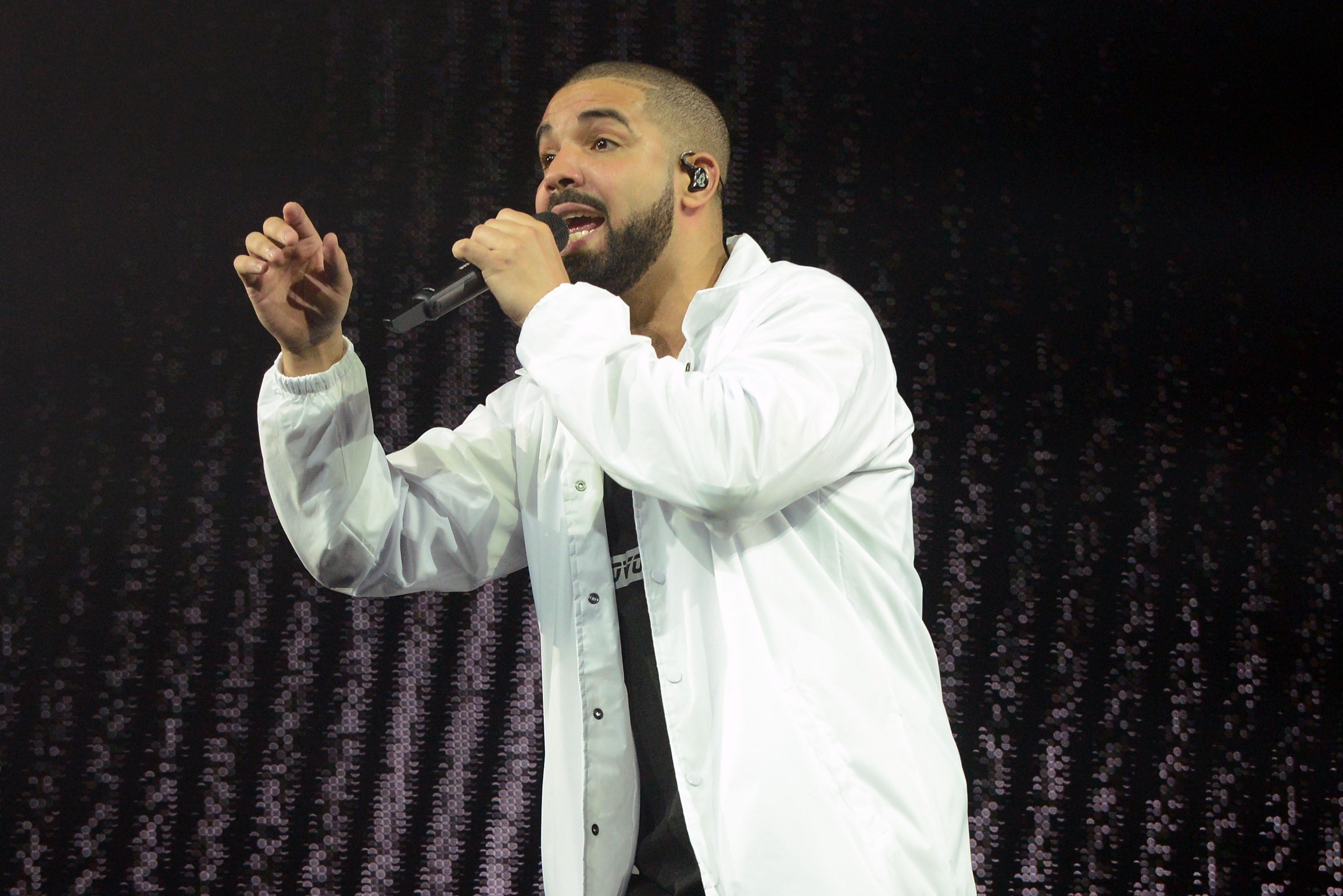 Drake's Lyrics About His Son on His Album Scorpion | PS Entertainment