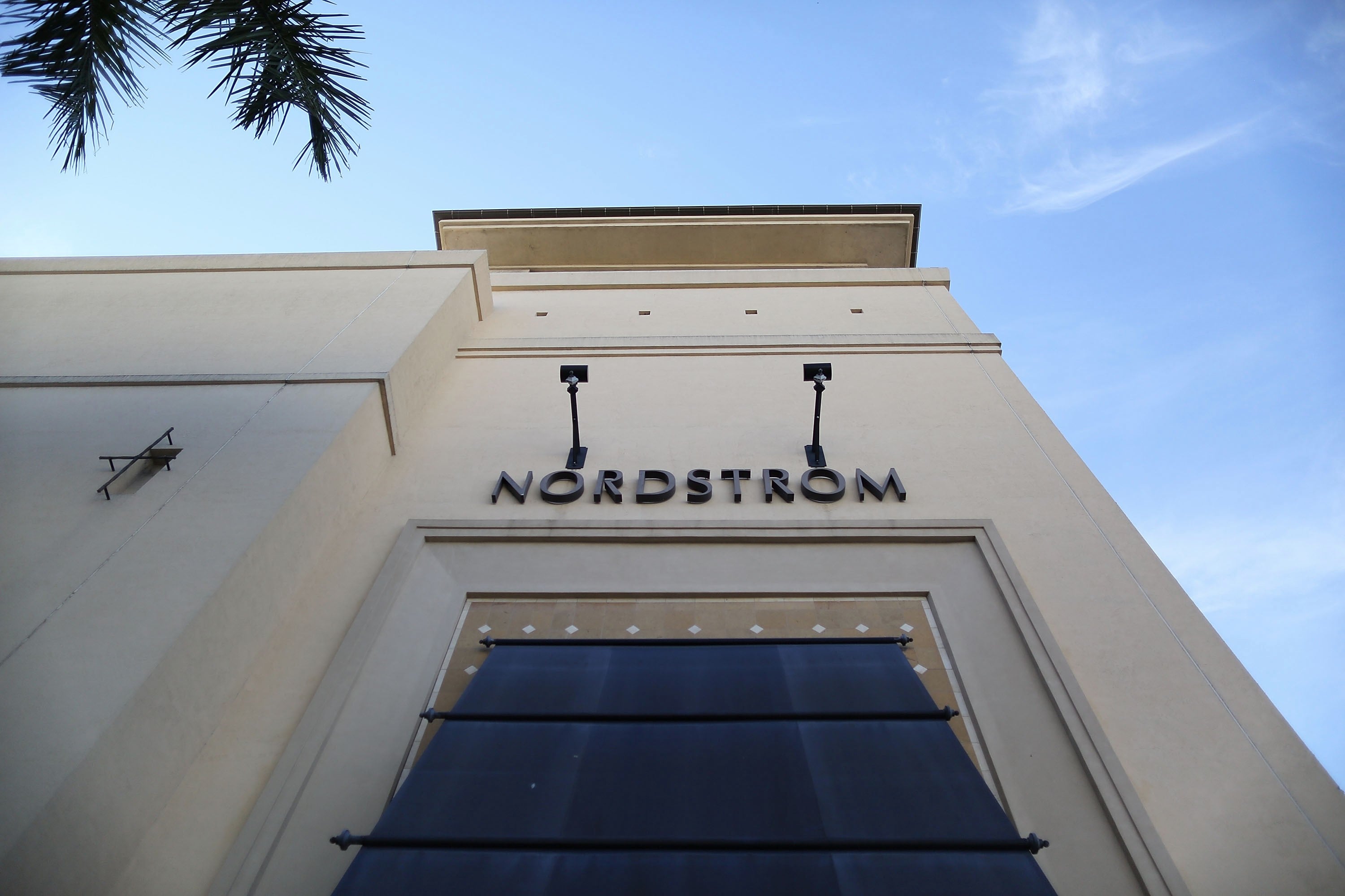 Signs You're Addicted to Nordstrom Beauty | PS Beauty