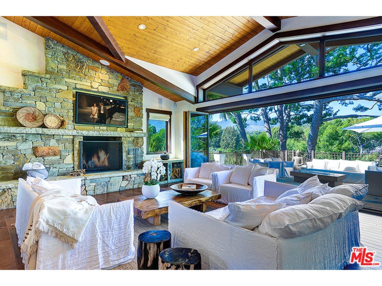 Pink and Carey Hart Sell House in Malibu | PS Home