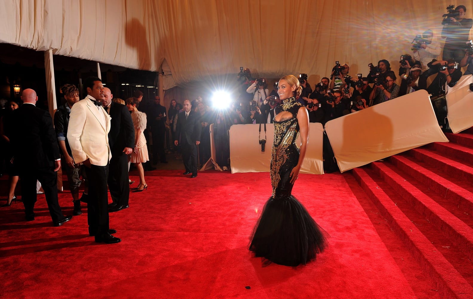 Beyoncé at the Met Gala Pictures | POPSUGAR Celebrity