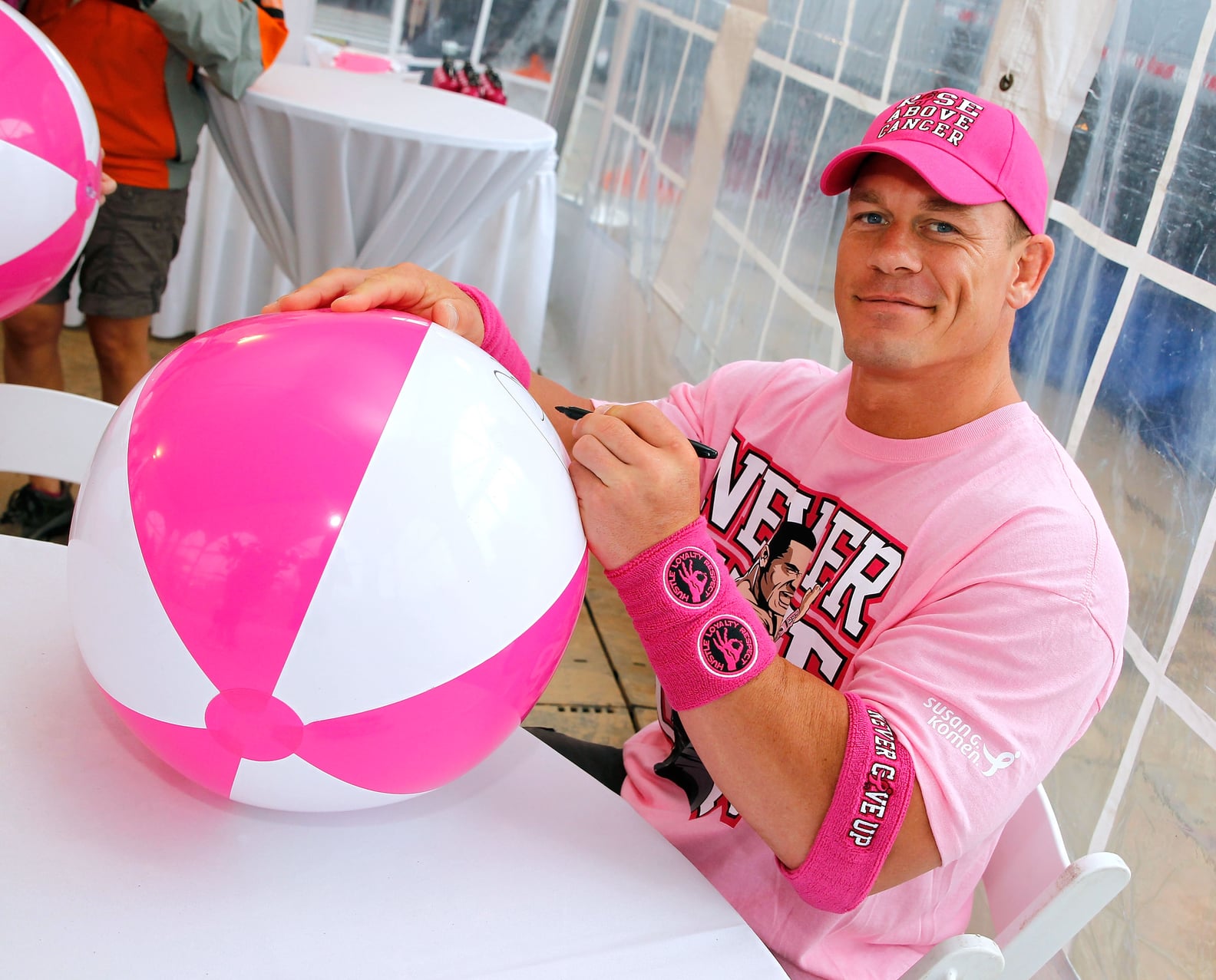 Left-Handed Celebrities | PS Celebrity