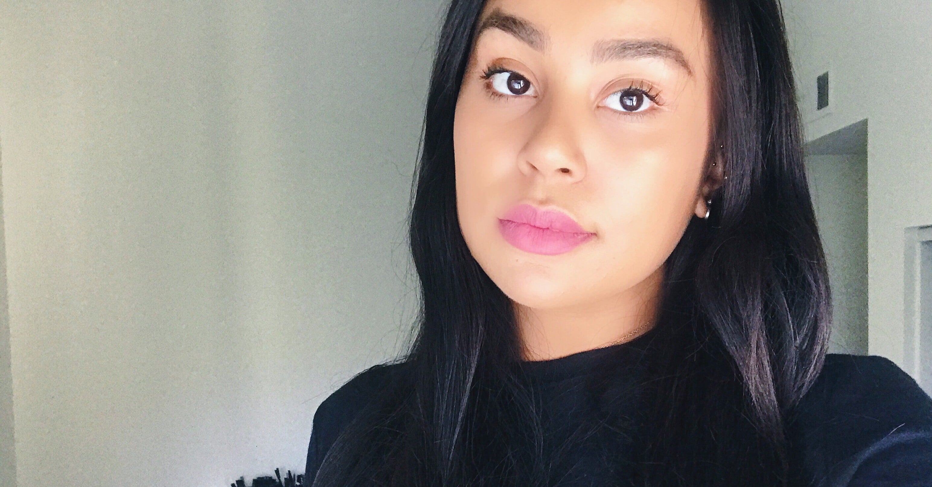 dark black thick eyebrows